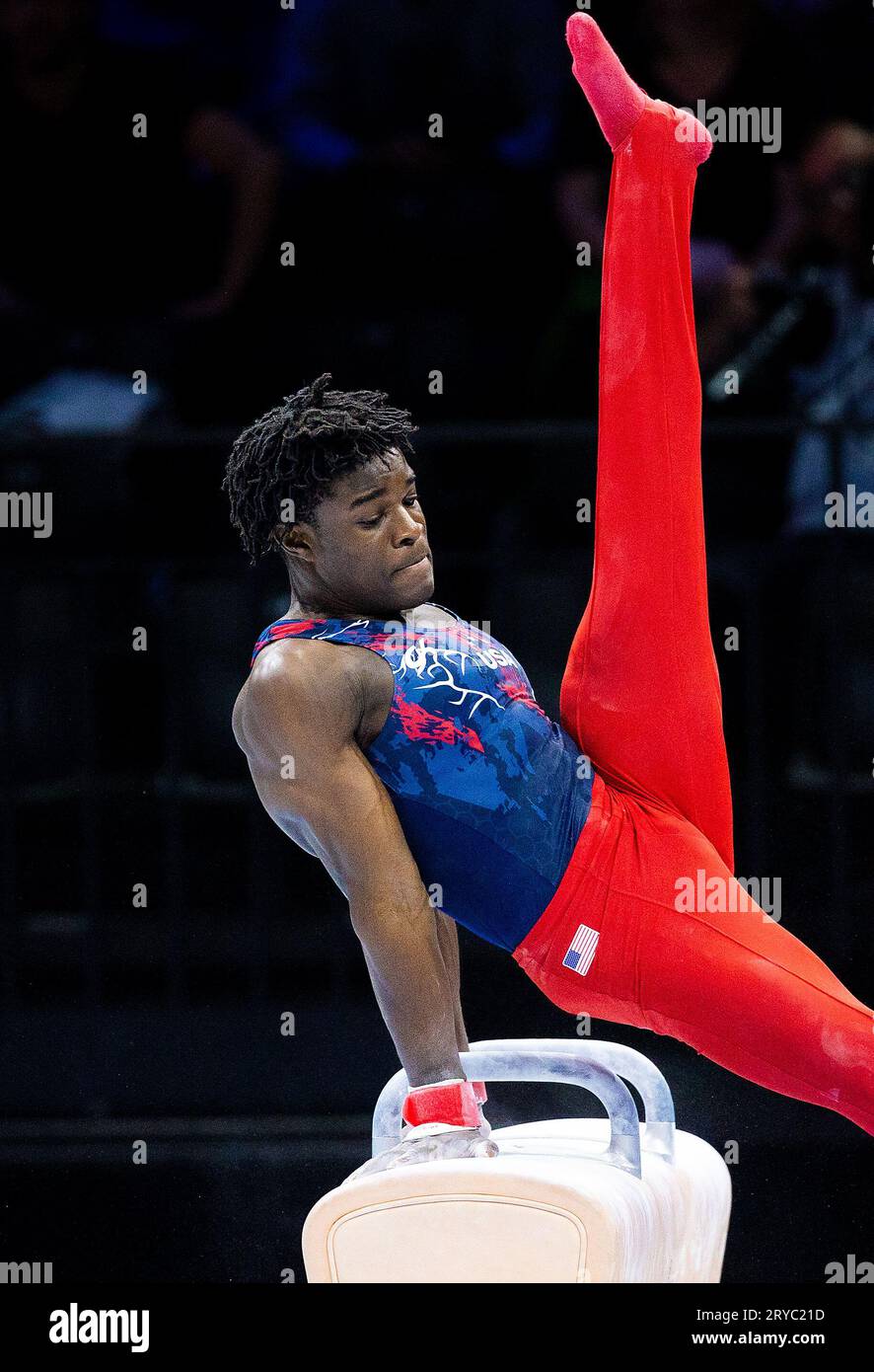 Mannschaftswettkampf weltmeisterschaften im turnen -Fotos und -Bildmaterial in hoher Auflösung ...