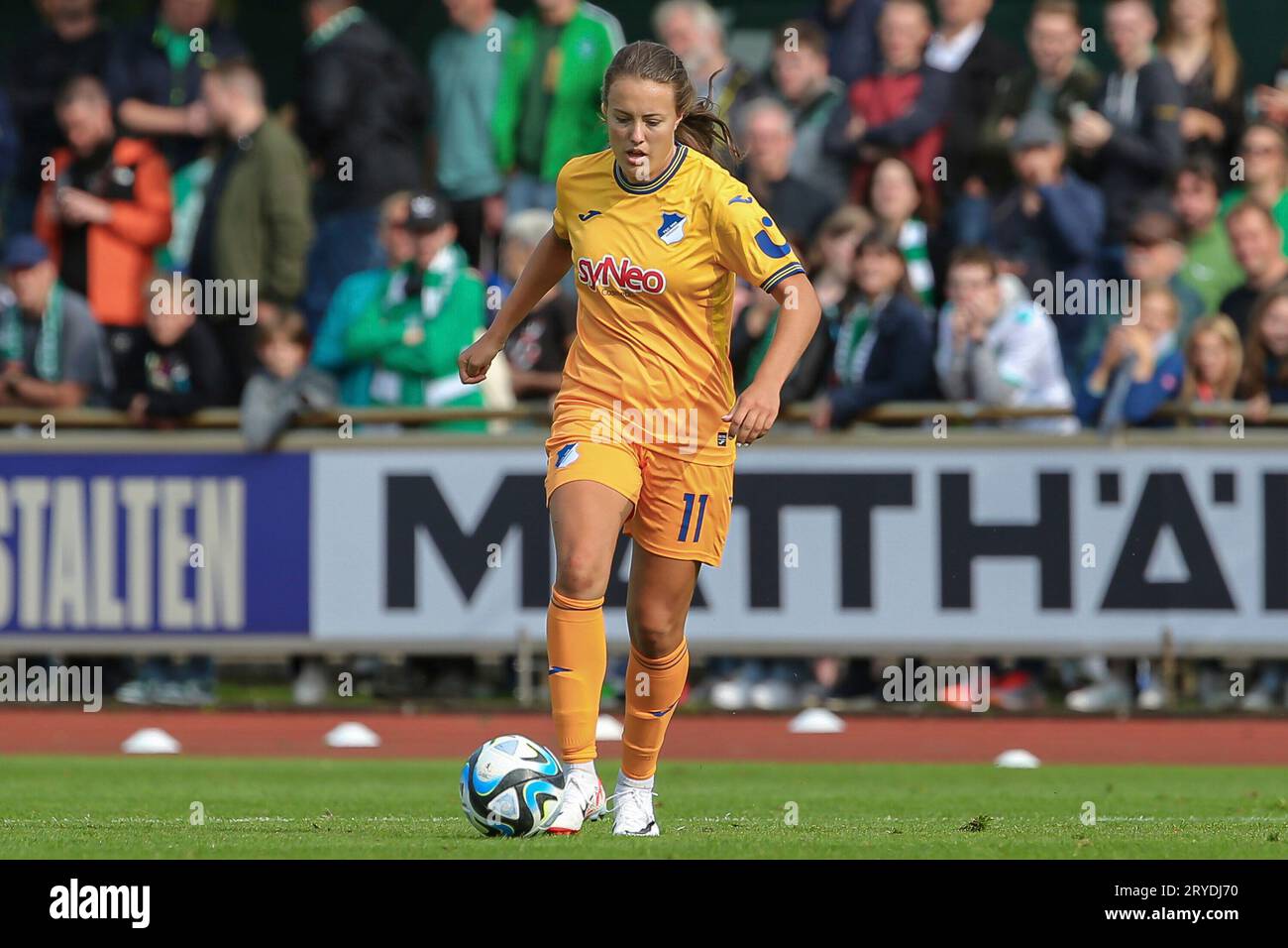 Bremen, Deutschland. September 2023 30. v.li.: Mara Alber (TSG 1899 Hoffenheim, 11) Freisteller ...