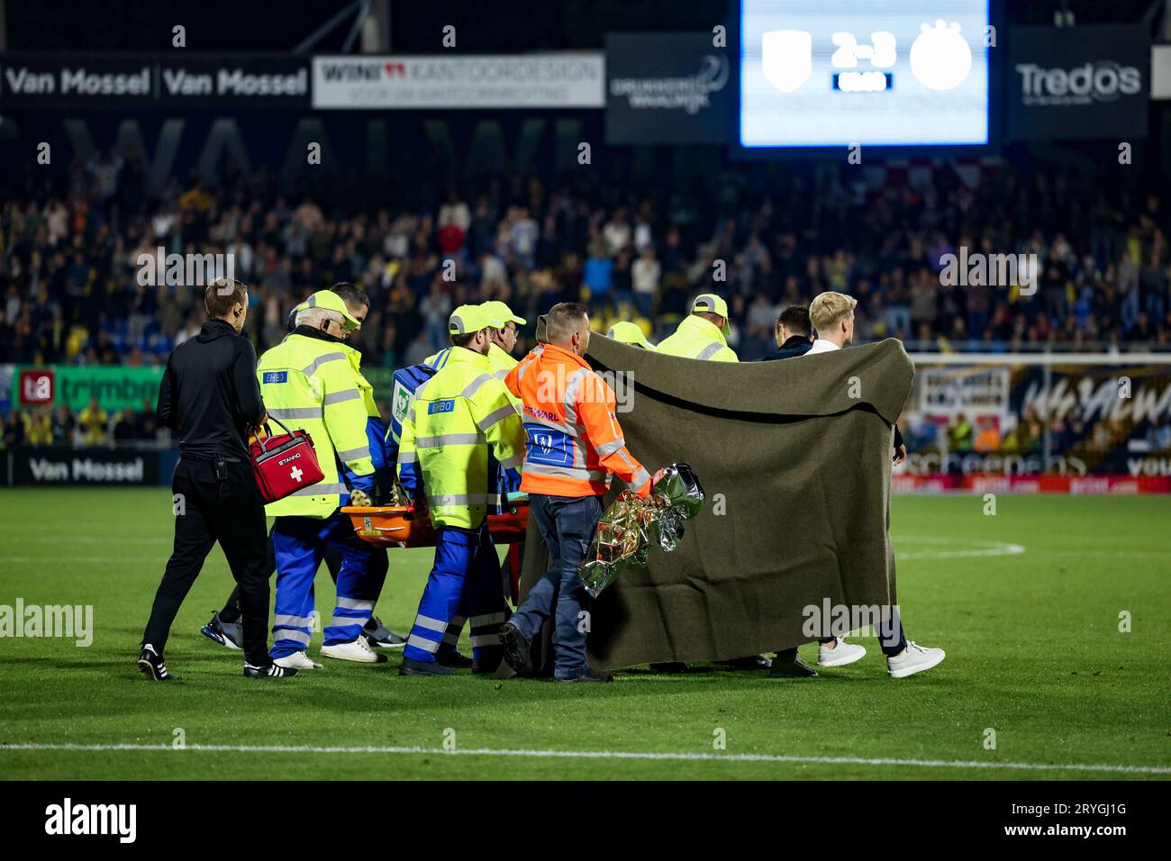 WAALWIJK, NIEDERLANDE - SEPTEMBER 30: Torhüterin Etienne Vaessen (RKC Waalwijk) verlässt das ...