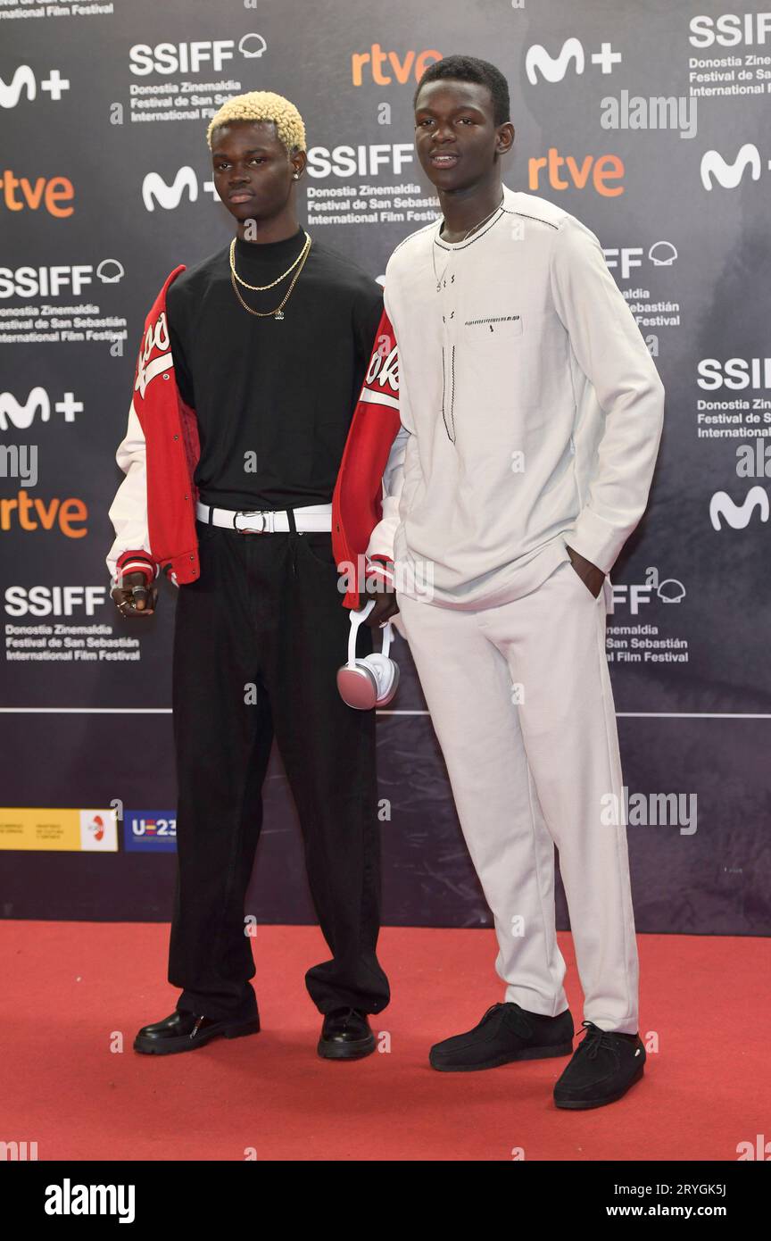 Seydou Sarr und Moustapha Fall bei der Abschlussgale mit der Premiere ...