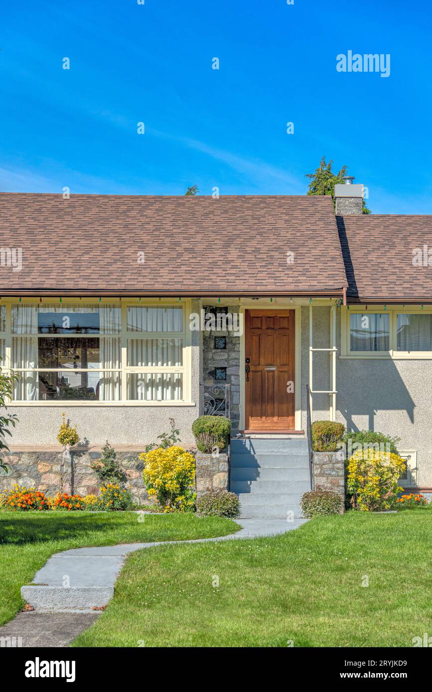 Wohnhaus aus beton -Fotos und -Bildmaterial in hoher Auflösung – Alamy