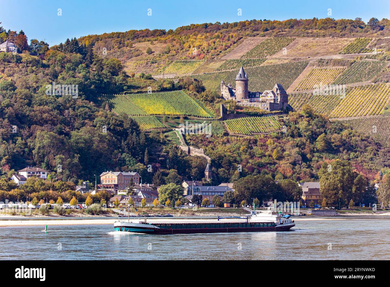 Medieval castles -Fotos und -Bildmaterial in hoher Auflösung – Alamy