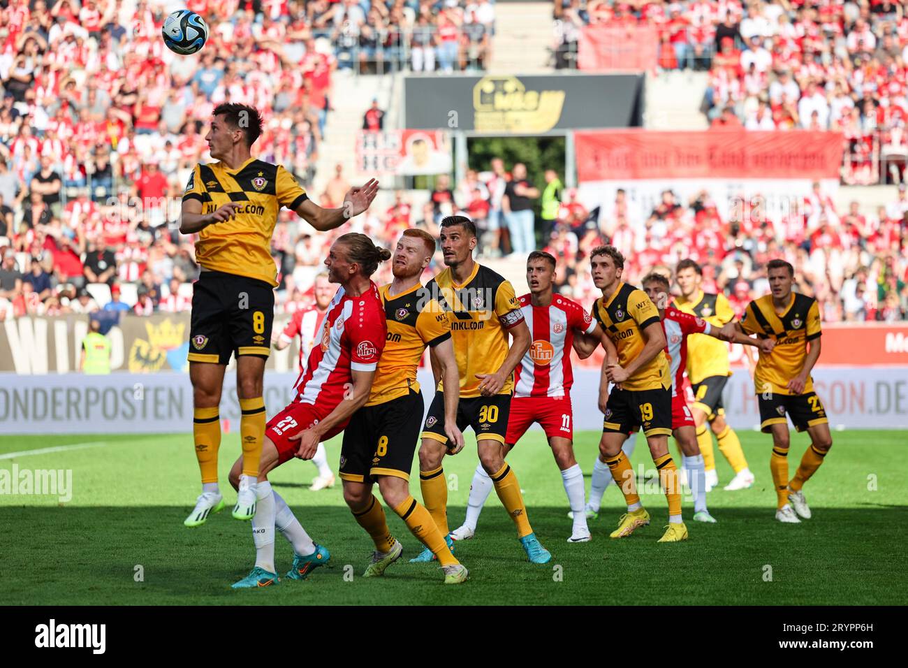 Essen, Deutschland. Oktober 2023. Jonathan Meier (Dynamo Dresden) beim ...