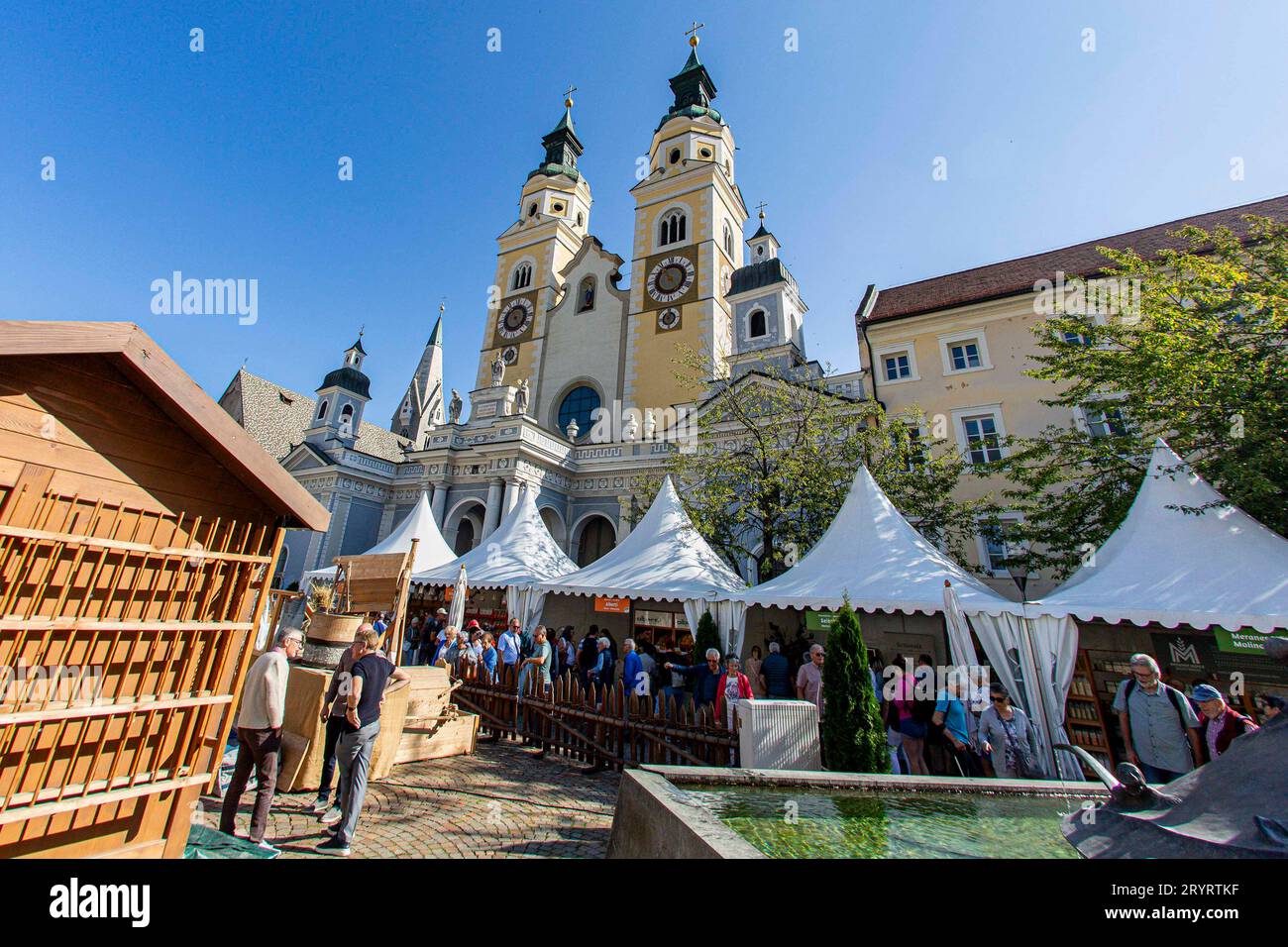 Der Dom Mariae Aufnahme in den Himmel und St. Kassian ist der größte ...