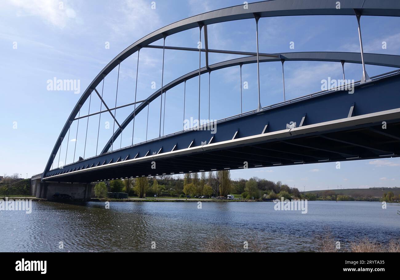 Volkach brücke -Fotos und -Bildmaterial in hoher Auflösung – Alamy