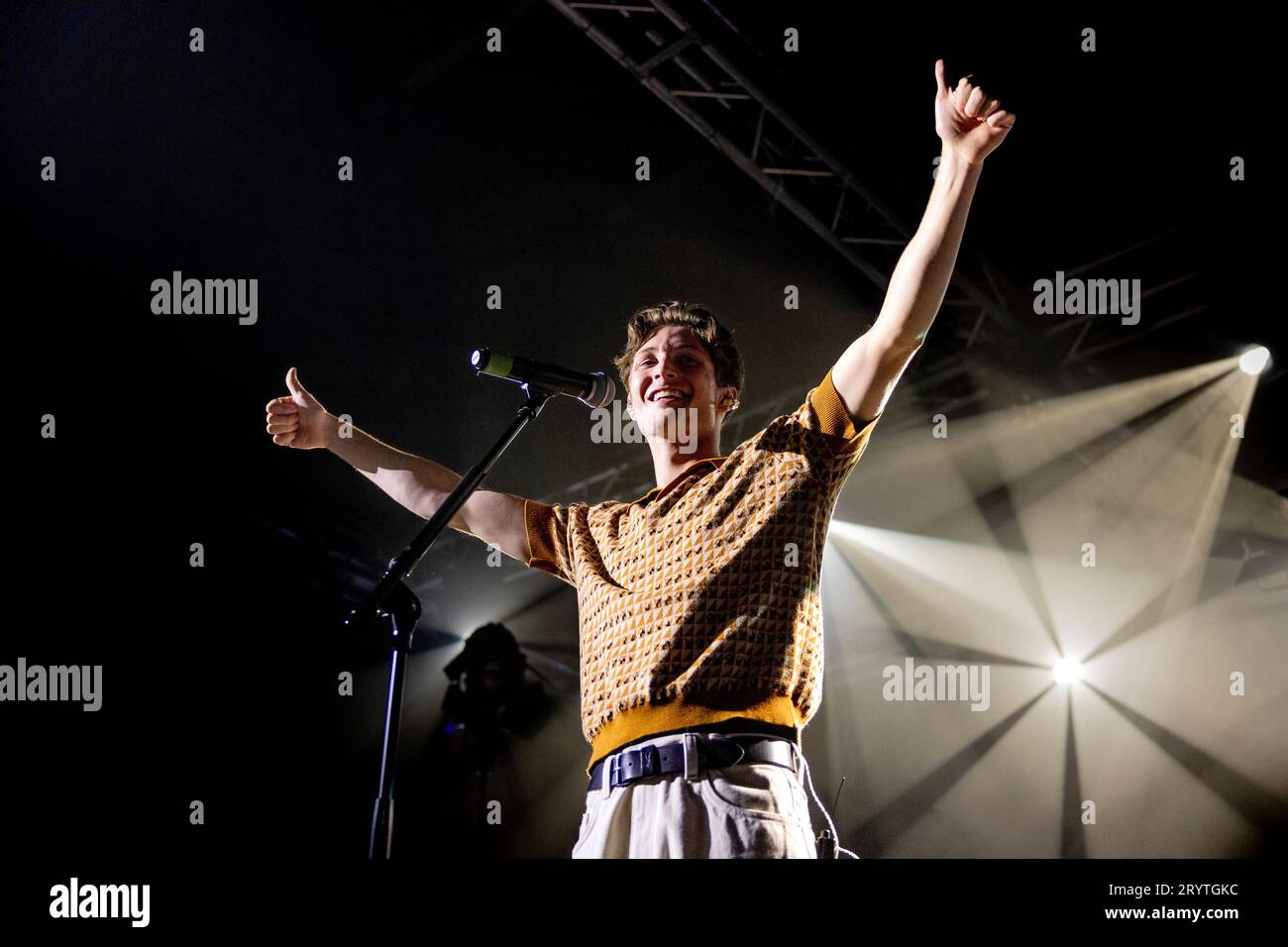 Lauren spencer smith bandmitglieder -Fotos und -Bildmaterial in hoher ...