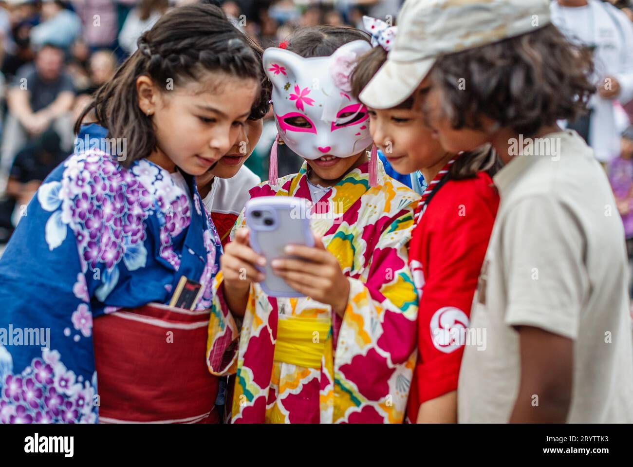 Kinder im kimono -Fotos und -Bildmaterial in hoher Auflösung – Alamy