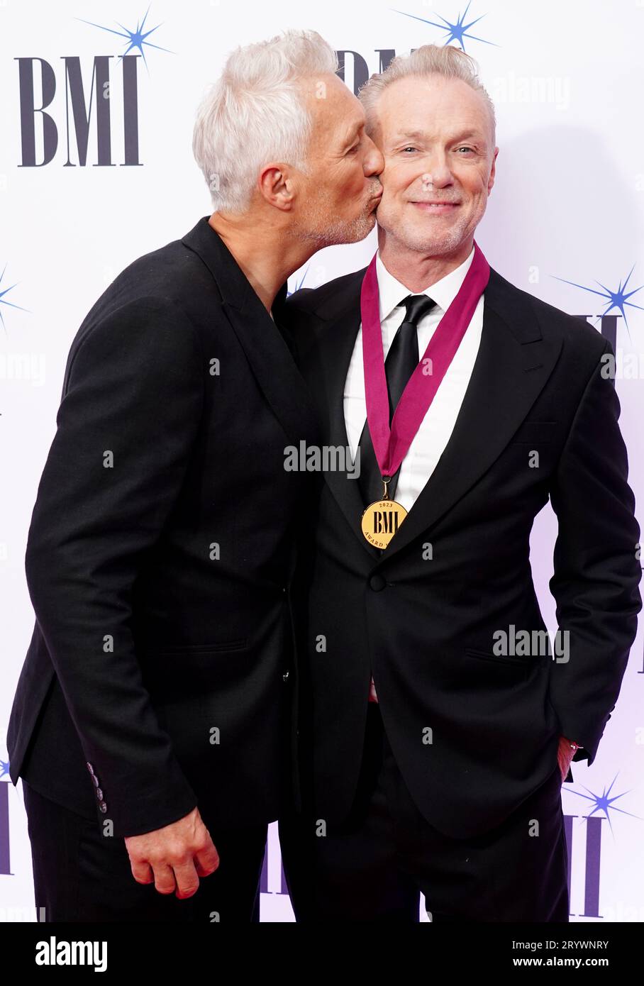 Martin Kemp (links) und Gary Kemp nehmen an den BMI London Awards im ...