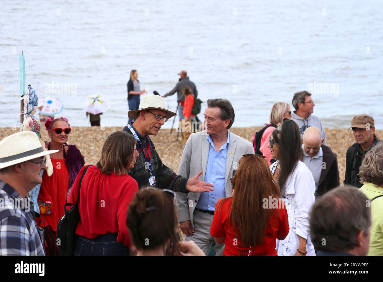 Sos whitstable protest -Fotos und -Bildmaterial in hoher Auflösung – Alamy