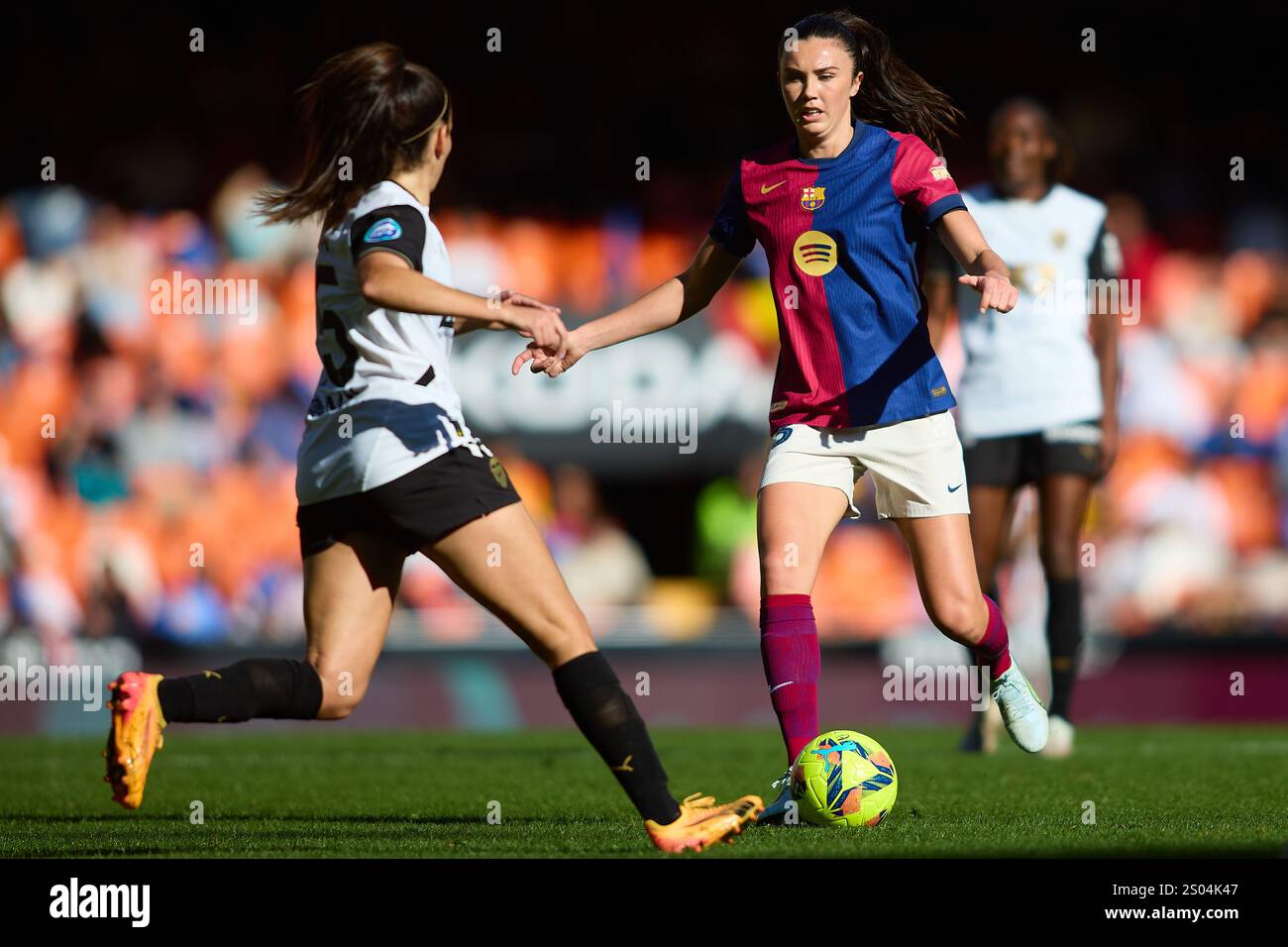 Ingrid Engen vom FC Barcelona im Spiel zwischen Valencia CF Women und ...