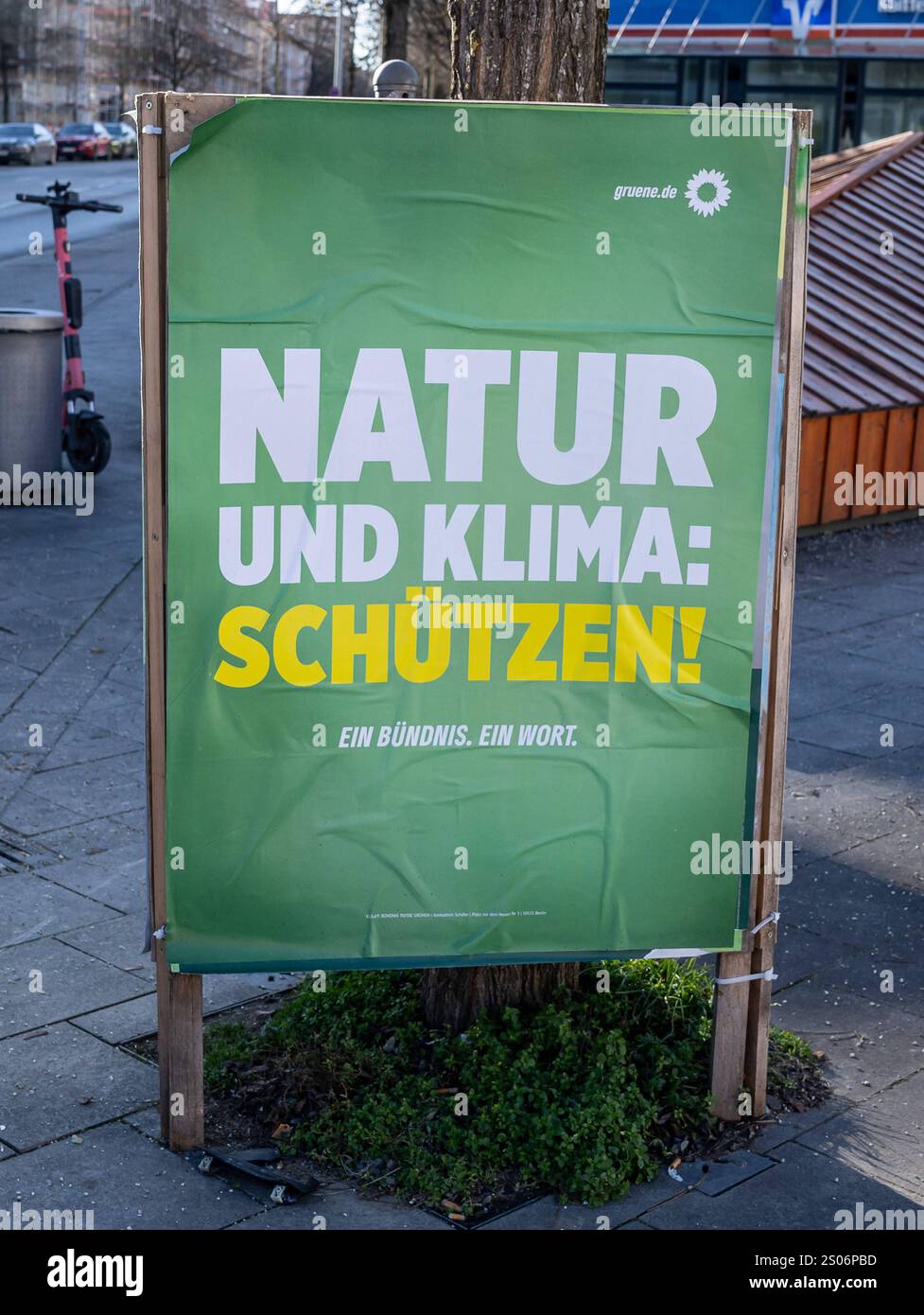 München GER, Themenbild, Wahlplakate zur Bundestagswahl in Deutschland ...