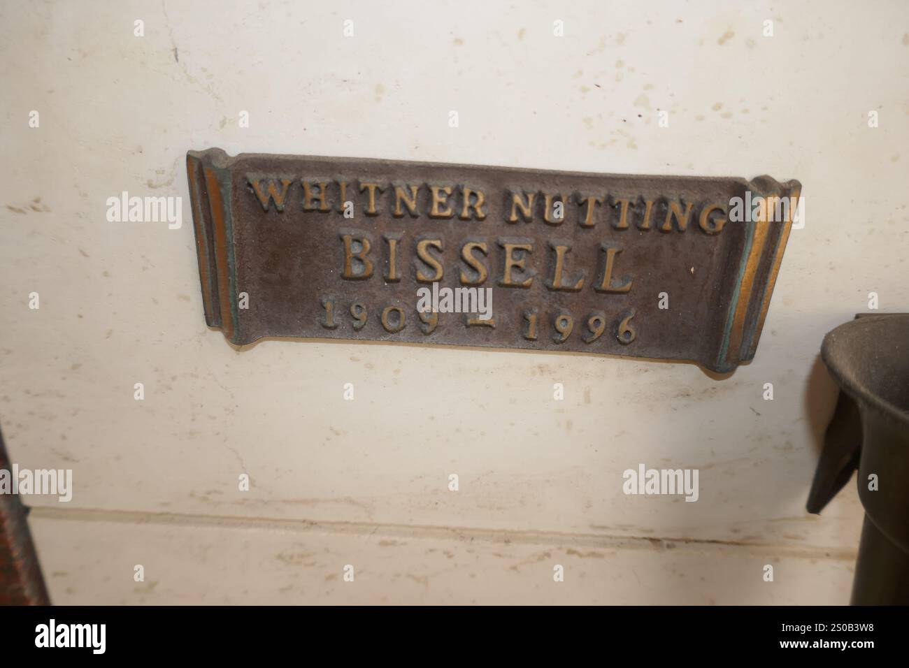 Dezember 2024 Schauspieler Whit Bissell Grave im Sanctuary of Devotion ...