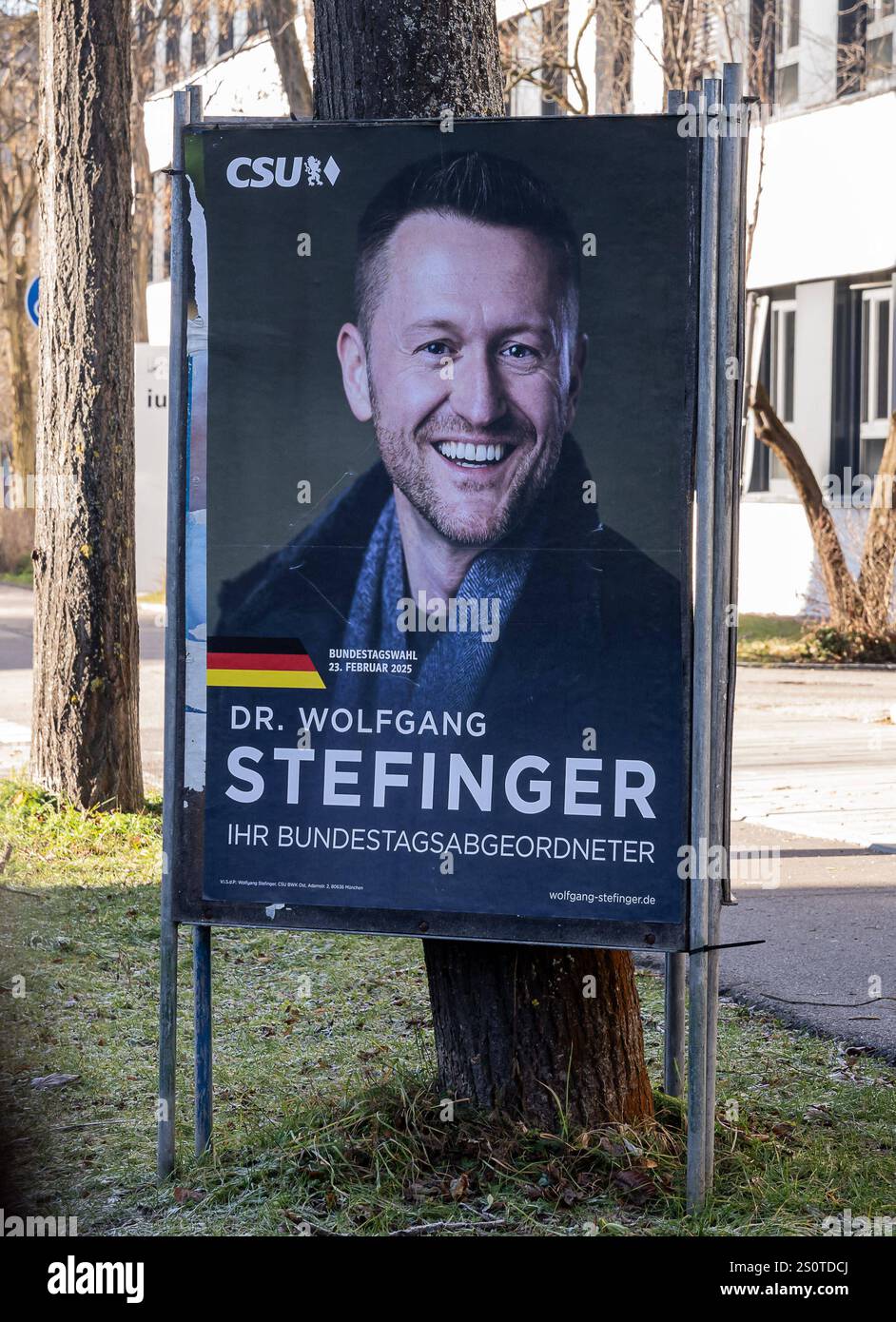 München GER, Themenbild, Wahlplakate zur Bundestagswahl in Deutschland 2025, 29.12.2024. CSU ...