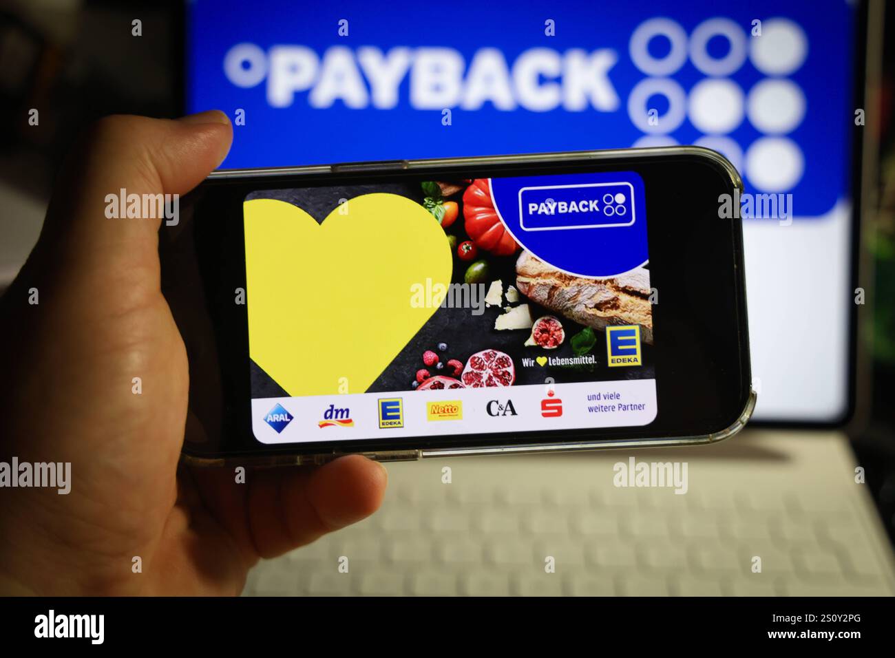 PAYBACK Karte von EDEKA. EDEKA-Verbund und UND PAYBACK gehen ab 1. Januar 2025 gemeinsame Wege ...