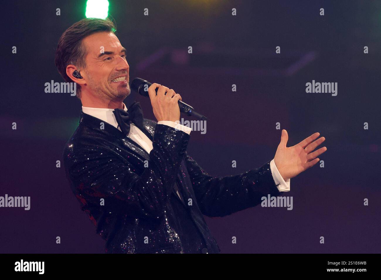 Silvester-Schlagerboom 2025 die Wunderlichtershow Florian Silbereisen mit Andrea Berg. Silvester ...