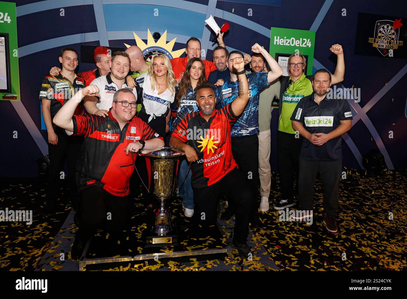 Ricardo Pietreczko, Peter Wright, Stephen Bunting, Michael van Gerwen ...