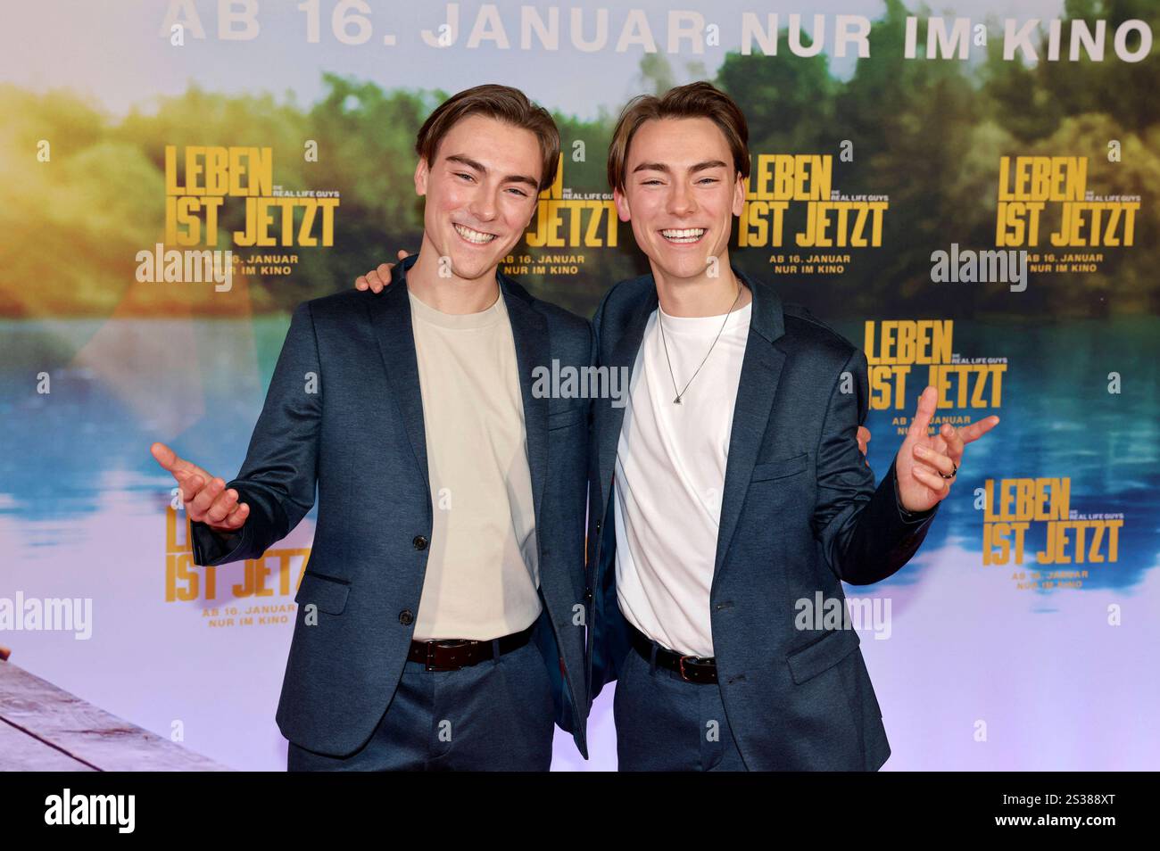 Richard Fuchs und Anton Fuchs bei der Premiere des Kinofilms Leben ist ...