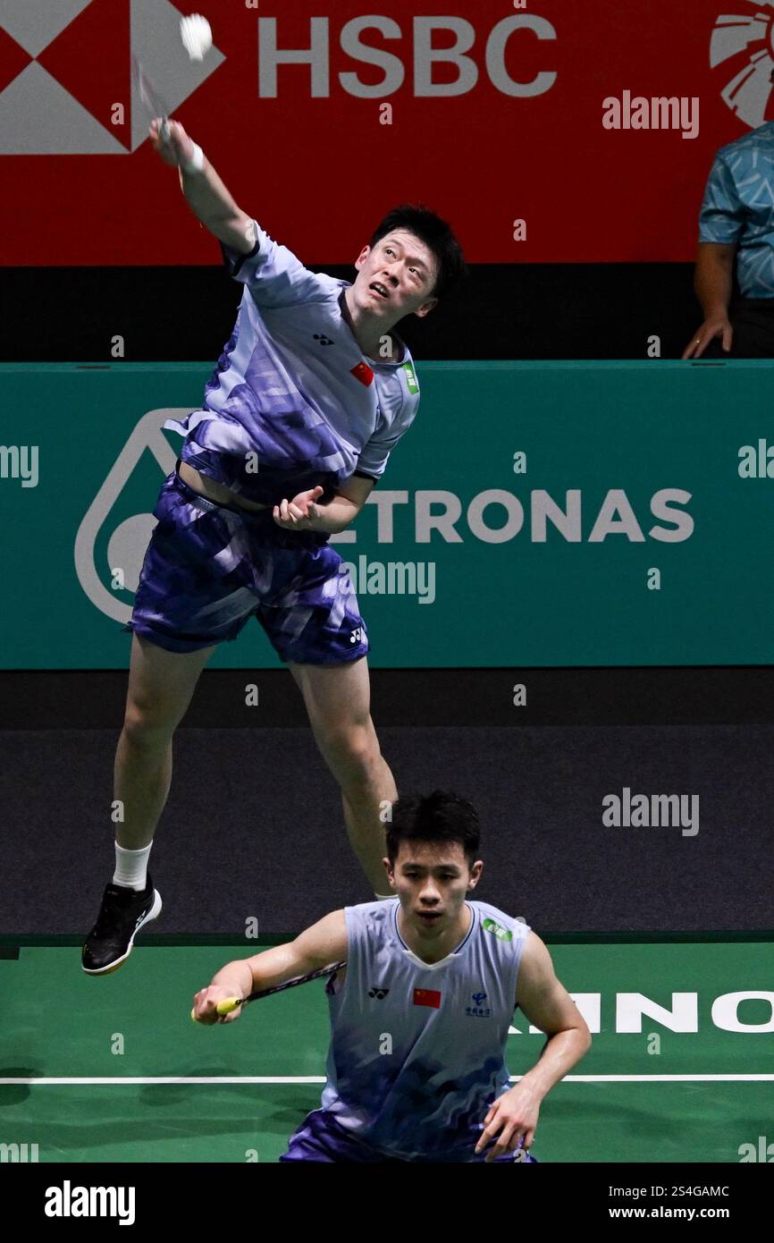 Kuala Lumpur, Malaysia. Januar 2025. Chen Boyang (TOP) /Liu Yi treten ...