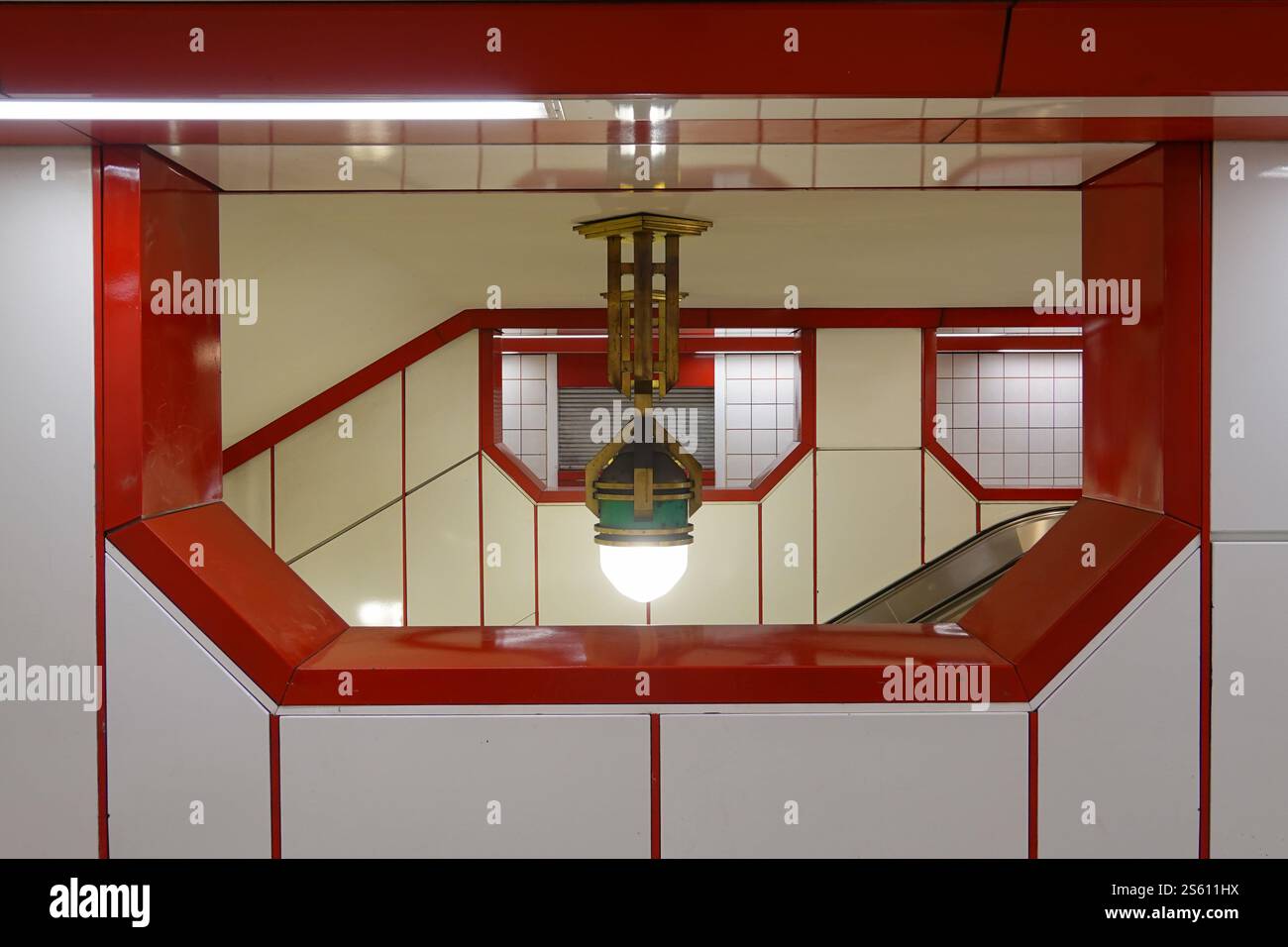 Berlin, U-Bahn, U7 Altstadt Spandau, Stationsgestaltung von Rainer G ...