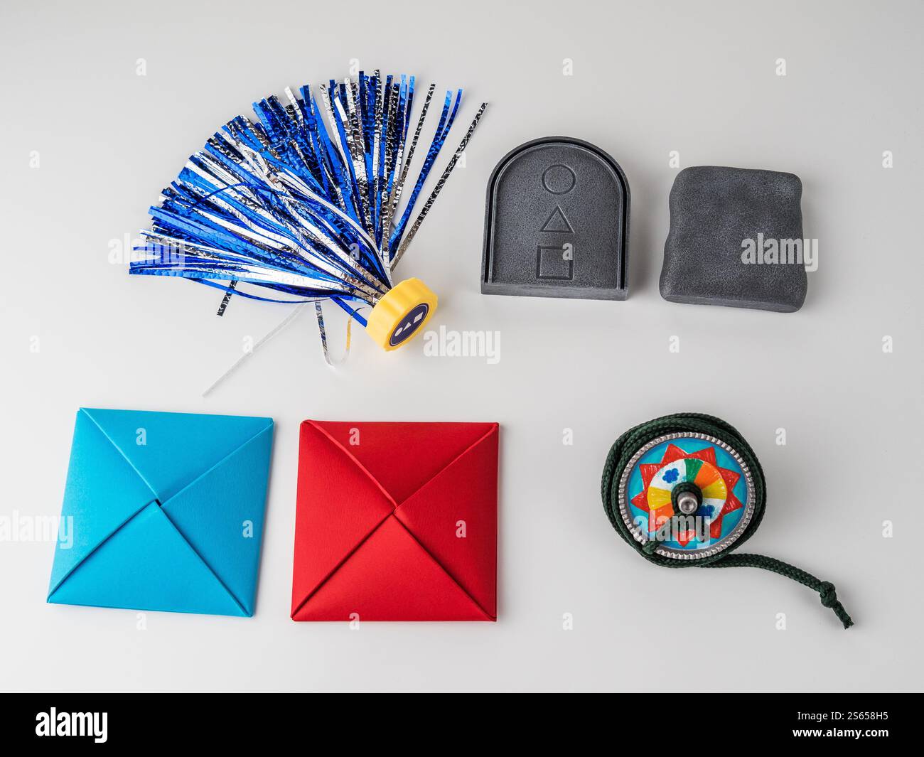 Seoul, Südkorea - 15. Januar. 2025: Gonggi Craze, Biseok-chigi, Ddakji ...