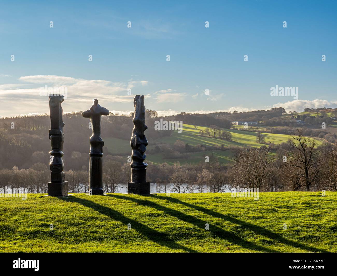 Henry Moores aufrechte Motive Nr. 1 (Glenkiln Cross): Nr. 2; Nr. 7 ...