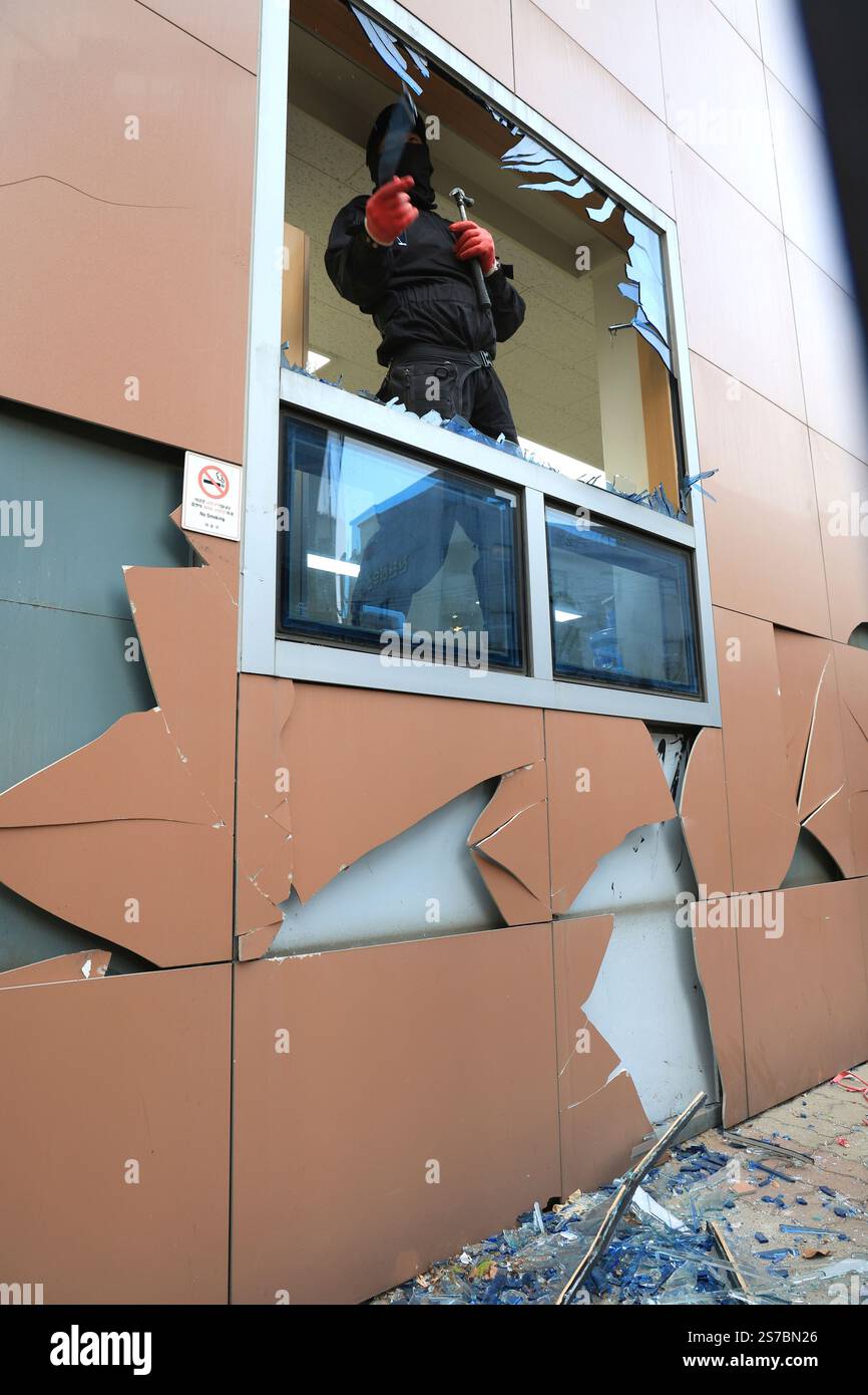 Correction: Windows and exterior walls of the Seoul Western District ...