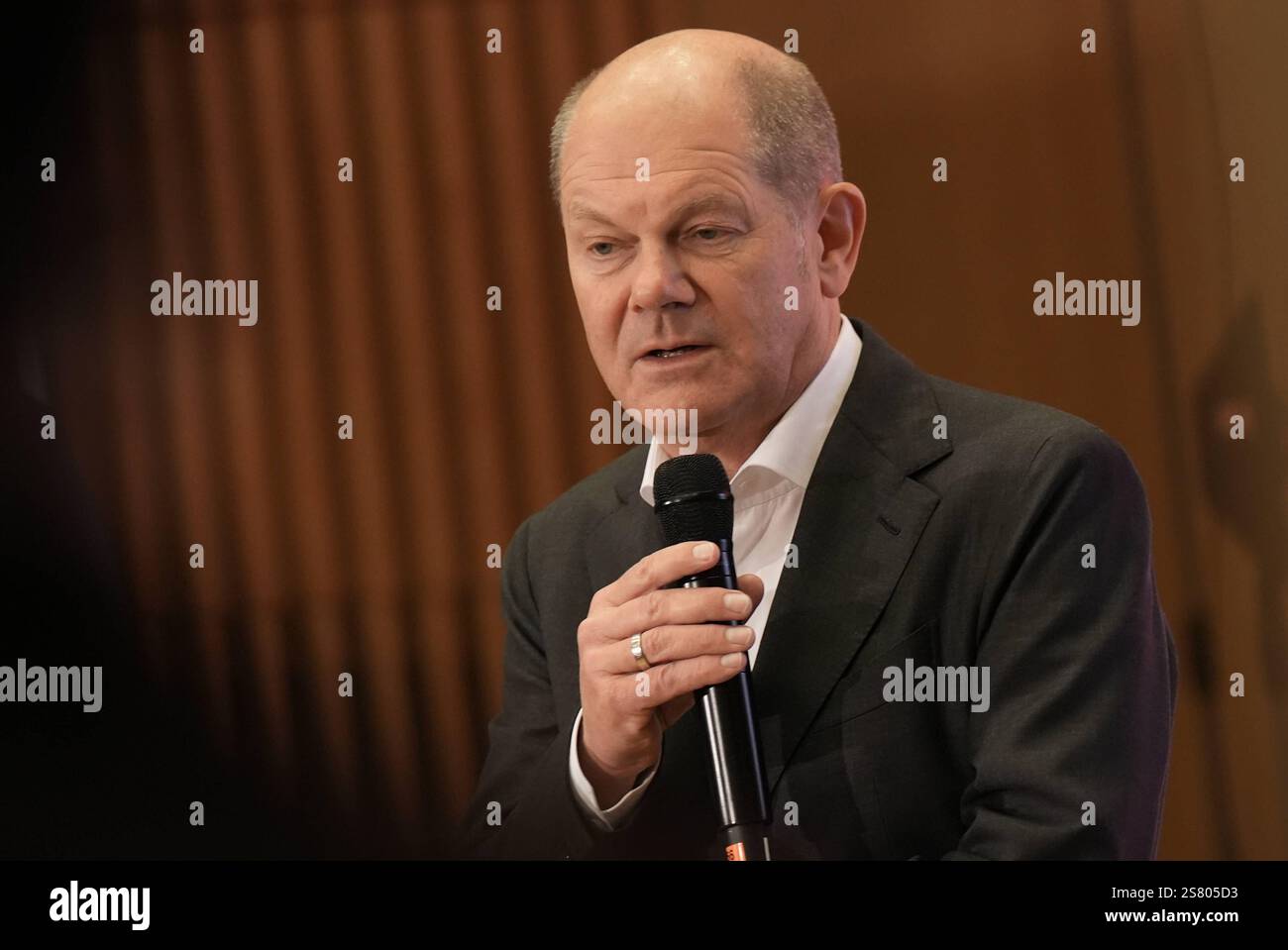 Bundeskanzler Olaf Scholz beim Wahlkampfauftritt in Frankfurt ...