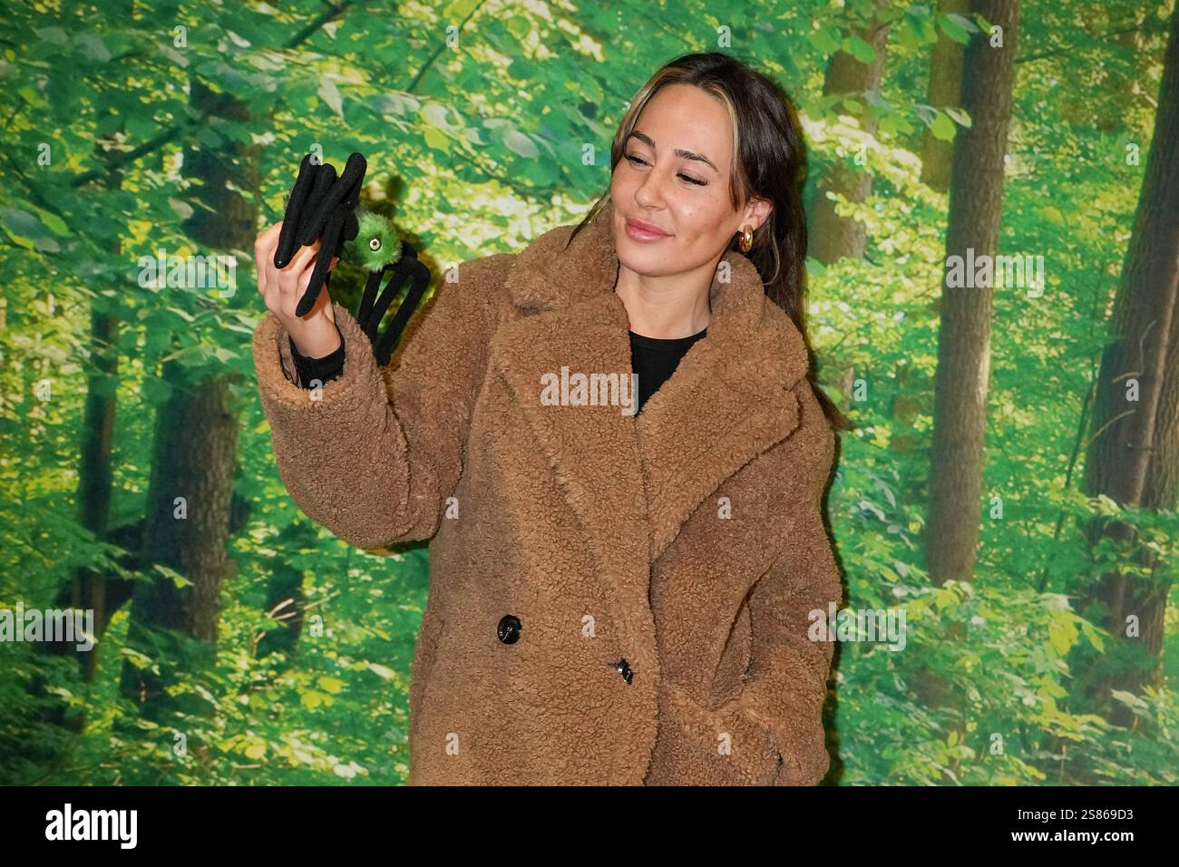 RTL Dschungelcamp - Frankfurt 2025. Alessia Herren beim Abflug ins RTL ...