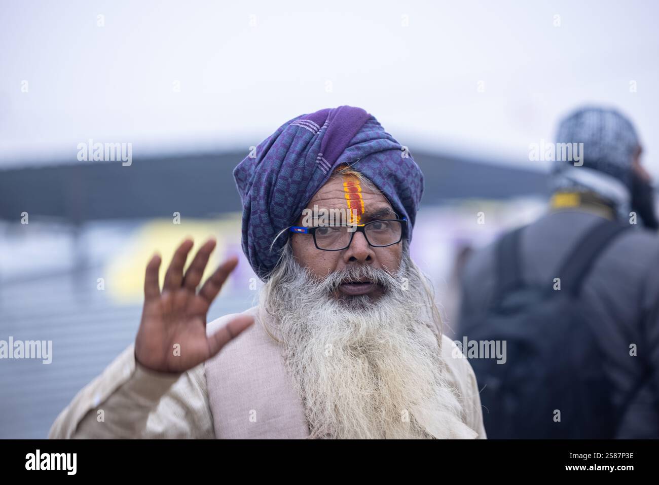 Mahakumbh, Porträt des heiligen männlichen Sadhu Baba, der an maha ...