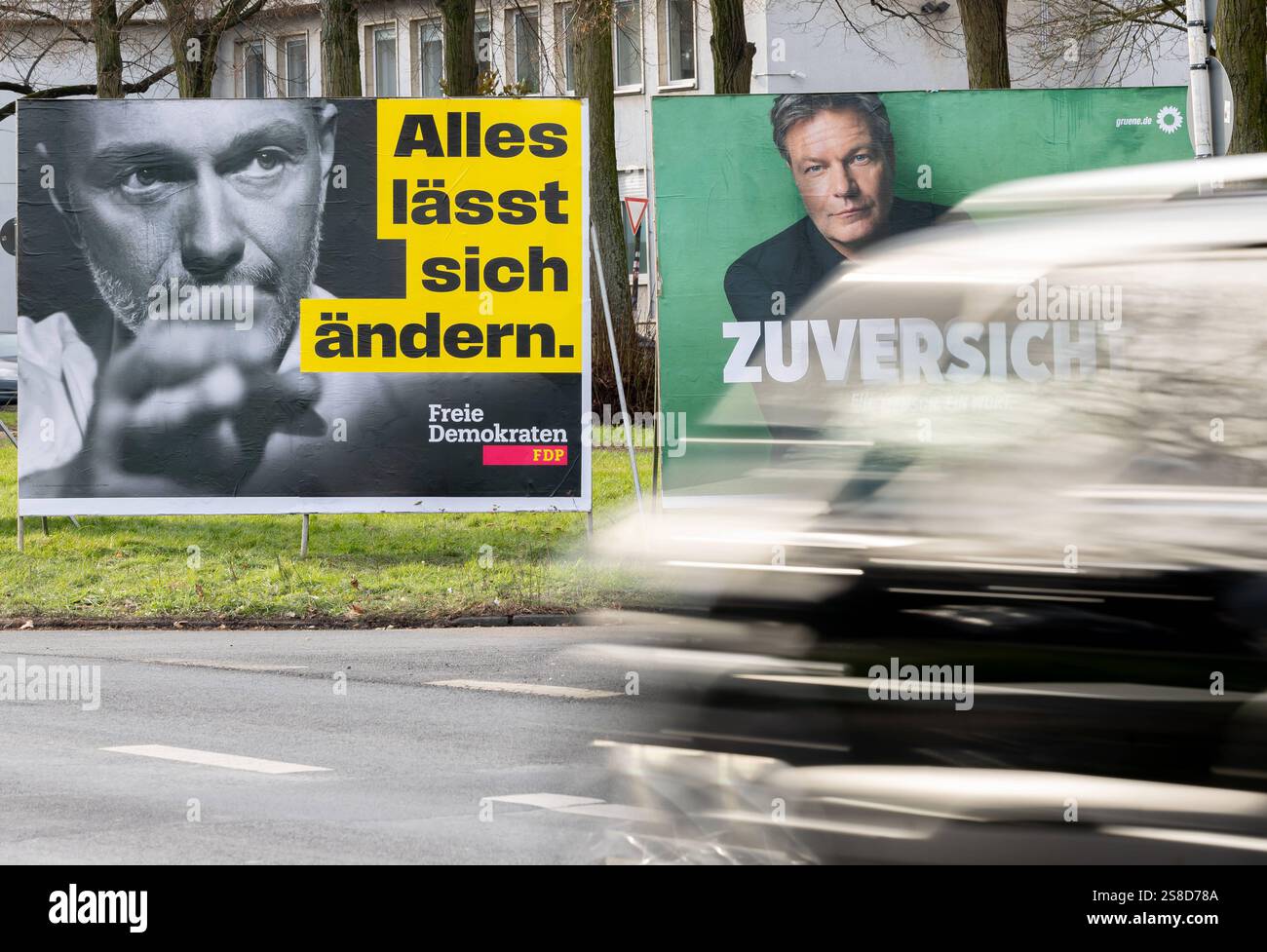 Wahlplakate zur Bundestagswahl 2025 Wahlplakate zur Bundestagswahl 2025 mit den Fotos der ...