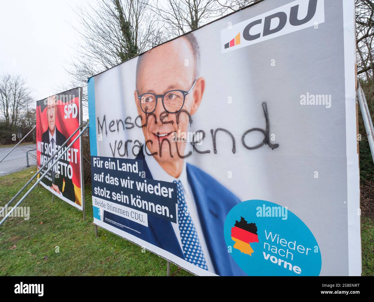 Wahlplakate in Pulheim zur Wahl zum 21. Deutschen Bundestag am 23. Februar 2025: CDU mit ...