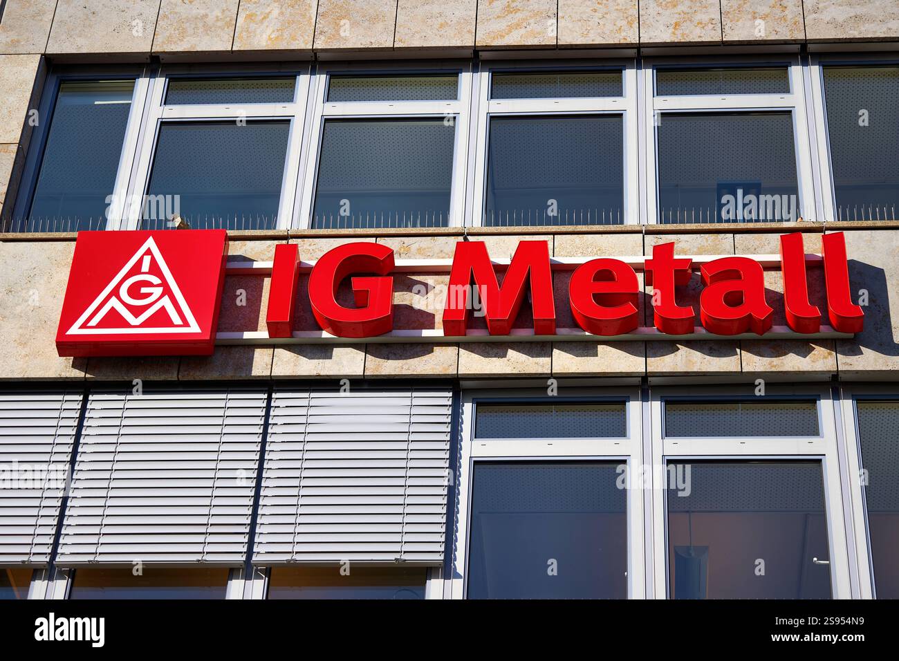 Logo ig metall -Fotos und -Bildmaterial in hoher Auflösung – Alamy