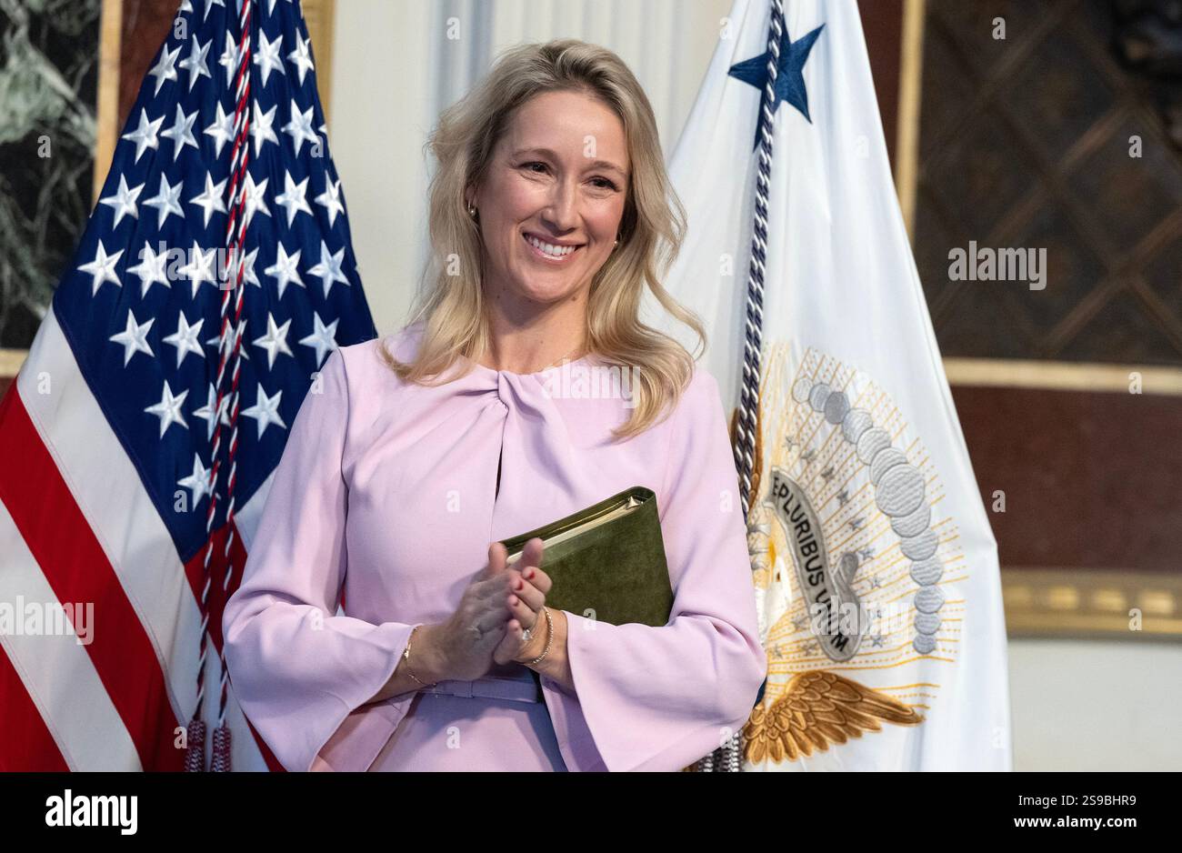 Jennifer Rauchet Hegseth, Ehefrau des US-Verteidigungsministers Pete ...