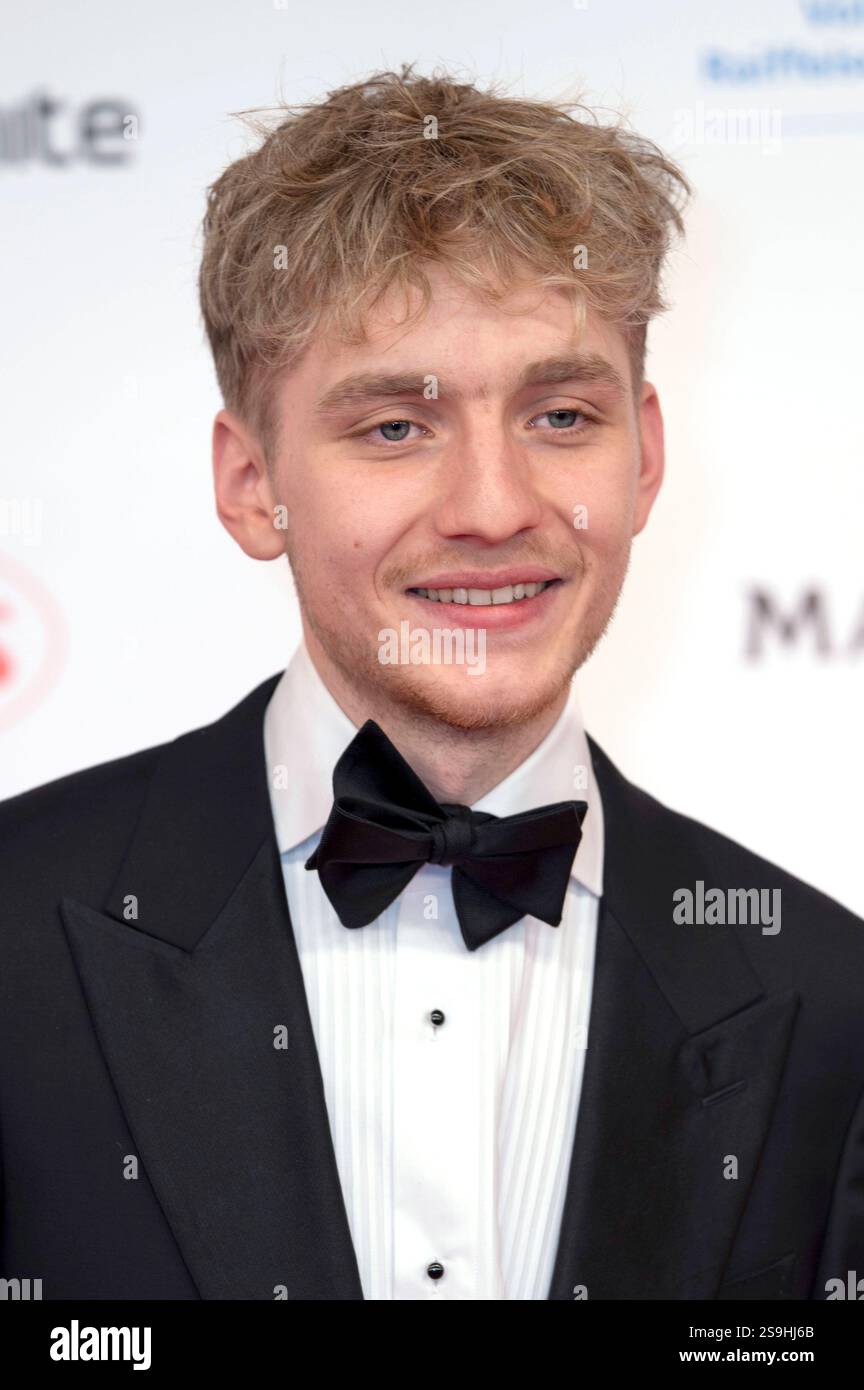 Julius Gause beim 49. Deutsche Filmball 2025 im Hotel Bayerischer Hof ...