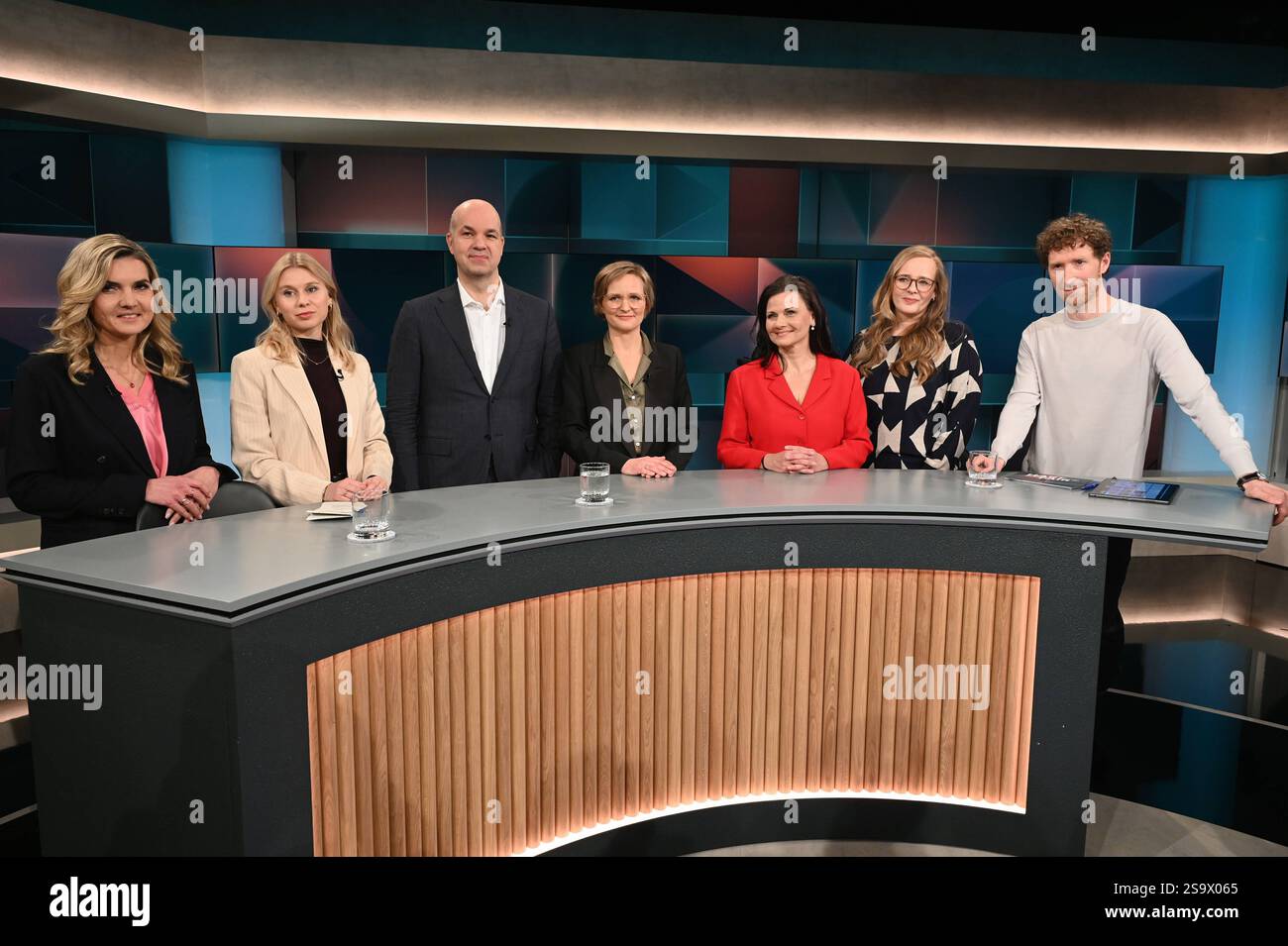 Unternehmerin Mareike Boccola, l-r, Journalistin Anne-Catherine Beck ...