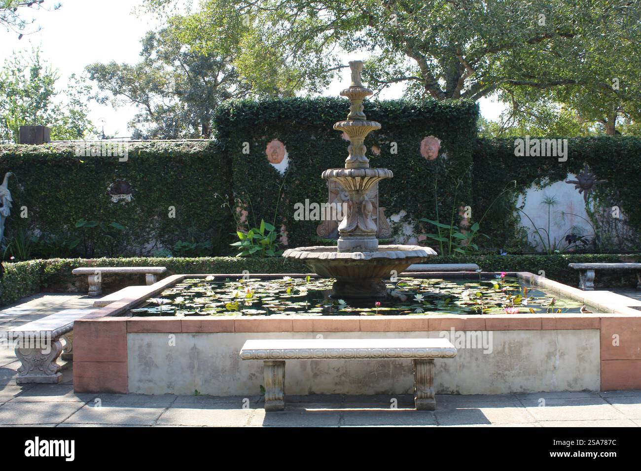 Medieval renaissance fair -Fotos und -Bildmaterial in hoher Auflösung ...