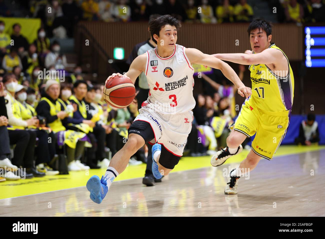 Yoyogi 2. Gymnasium, Tokio, Japan. Januar 2025. (L bis R) Taketo Kato (Diamantdelfine), Ryo Abe ...