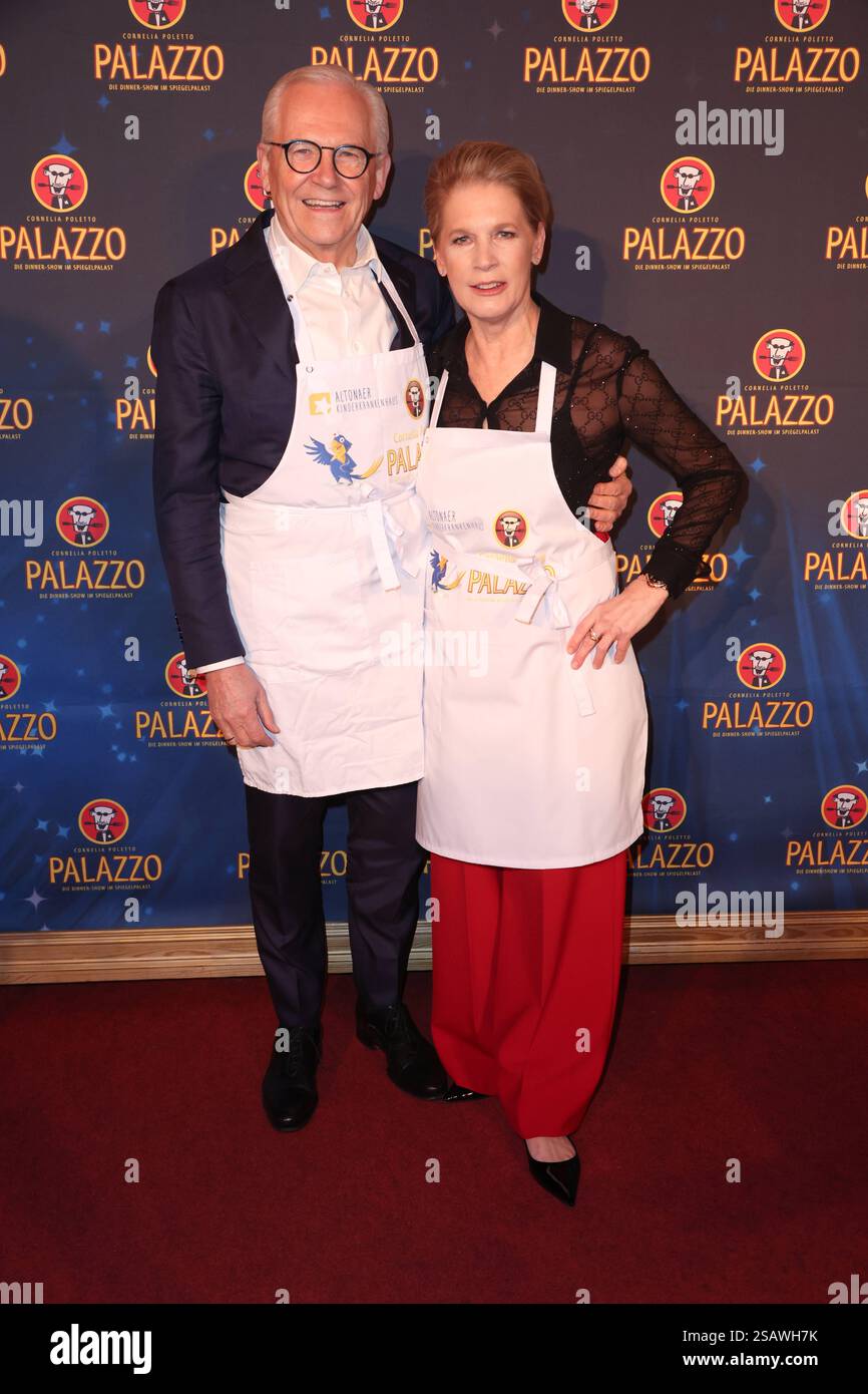 Rüdiger Grube mit Ehefrau Cornelia Poletto, Prominente kellnern für den guten Zweck und helfen ...