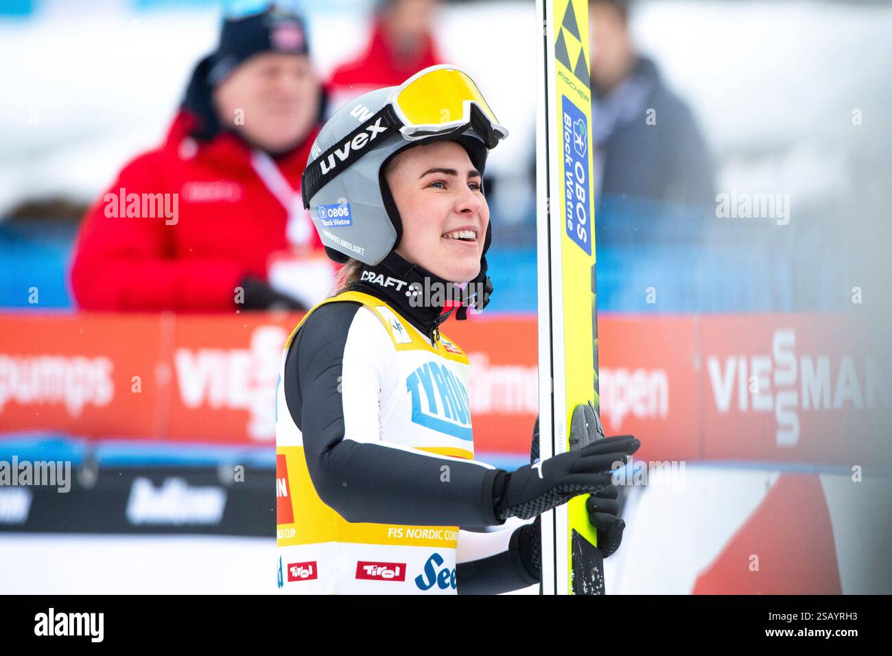 HAGEN Ida Marie (Norwegen) im Ziel nach dem Skispringen jubelt ueber ...