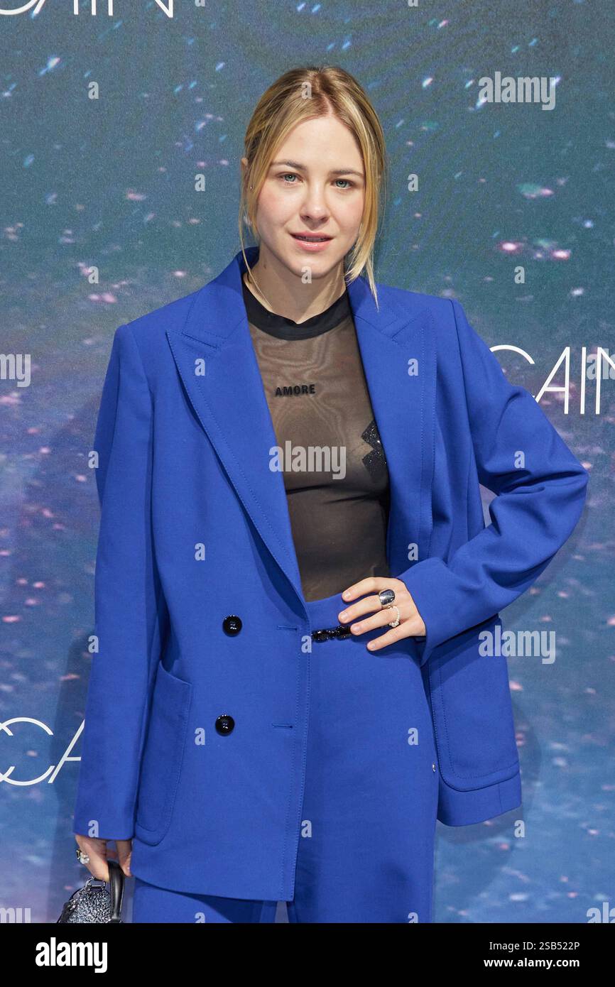 Diana zur Loewen - Marc Cain Fashion Show Parallel Universe im Rahmen ...