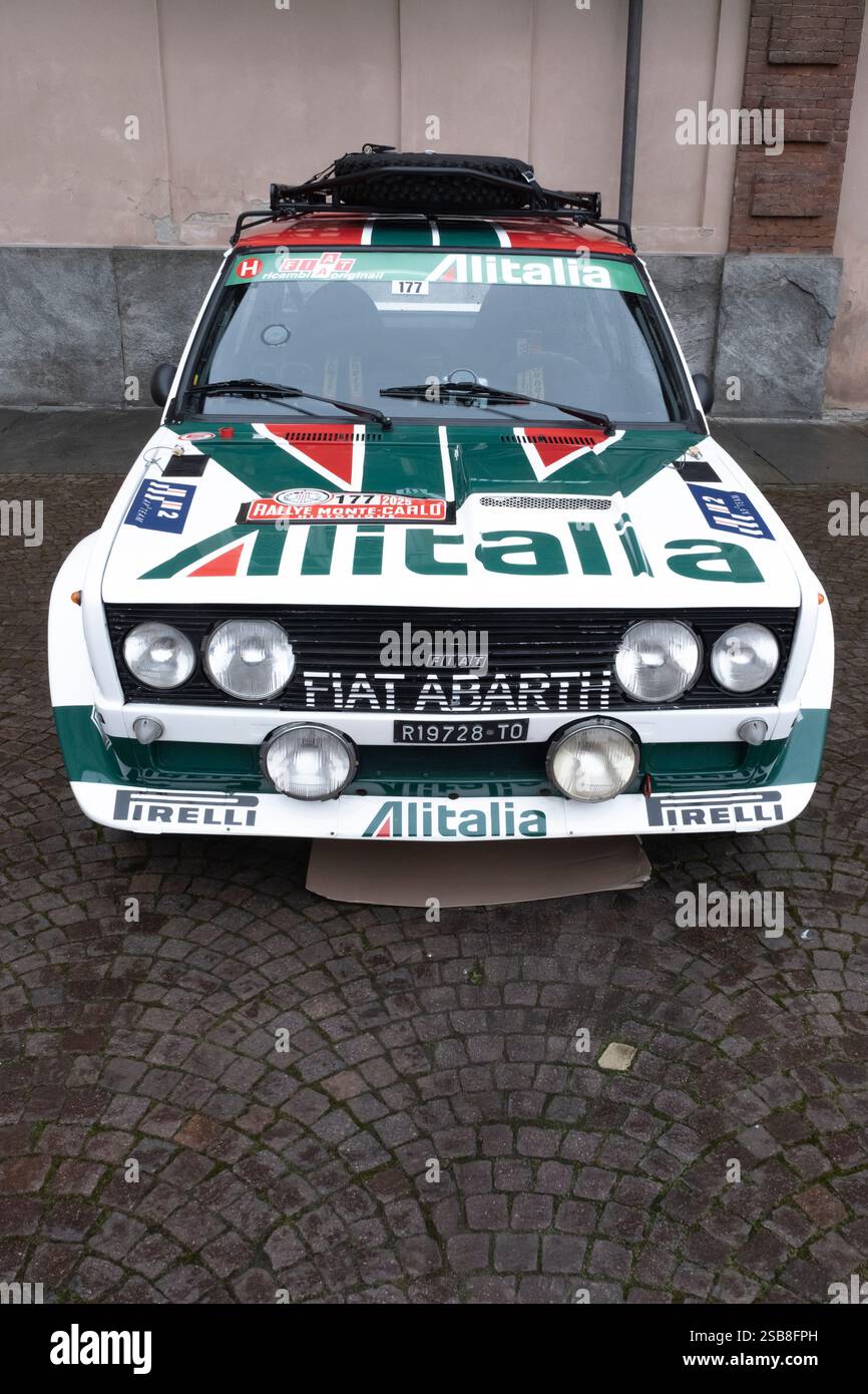 Turin, Italien. 31. Dezember 2025. Die Classic Cars stehen für die ...