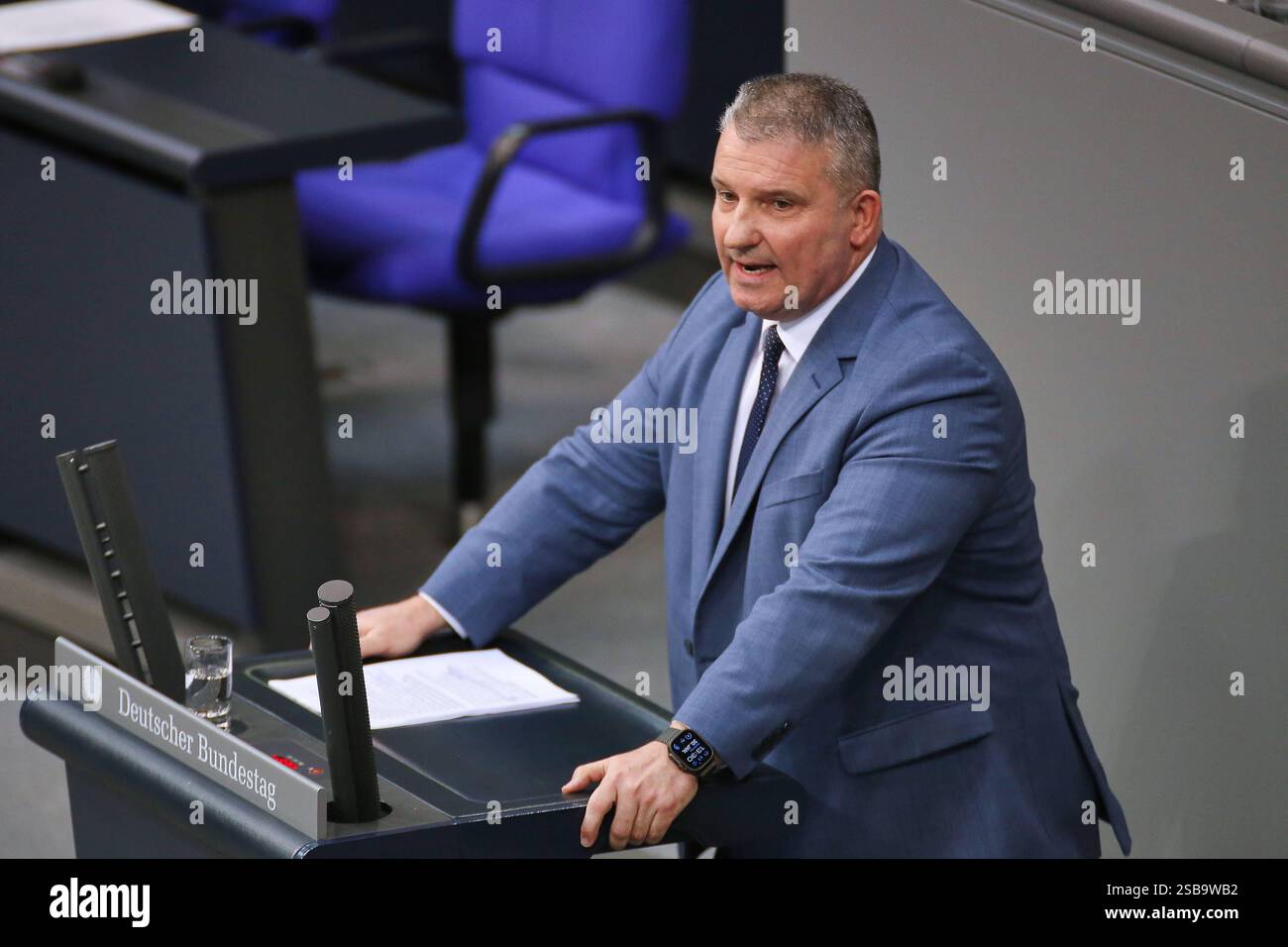 Berlin, Deutschland, 30.01.2025: Deutscher Bundestag: 210. Bundestagssitzung: Martin Hess, AfD ...