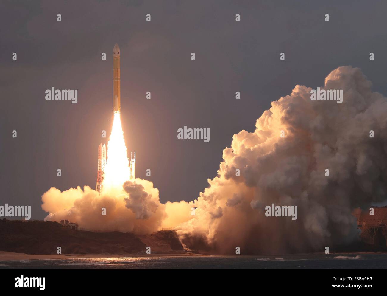 H3 rocket (H3 Launch Vehicle) F5 launches from the Tanegashima Space ...