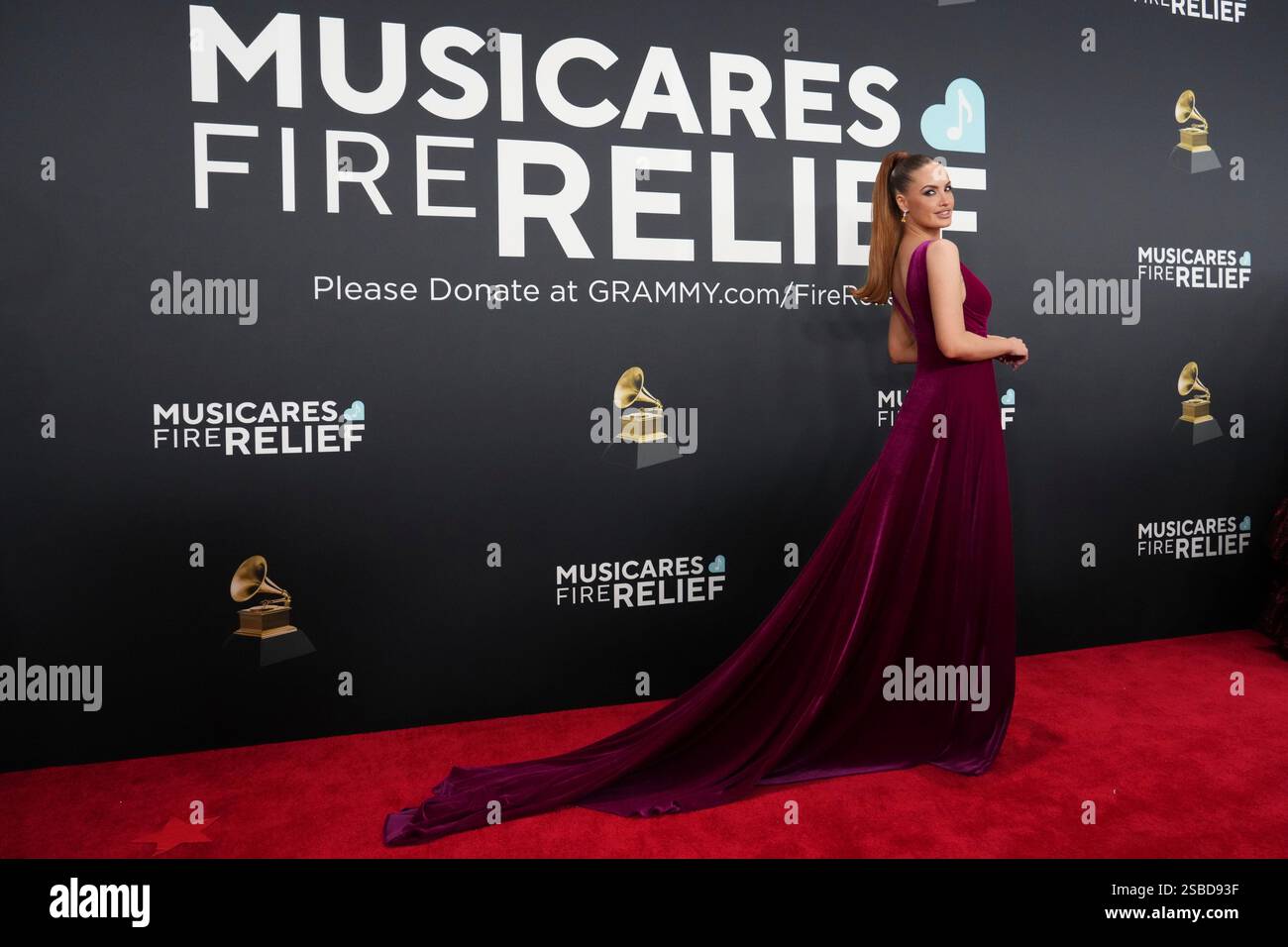 Hayley Kalil arrives at the 67th annual Grammy Awards on Sunday, Feb. 2 ...