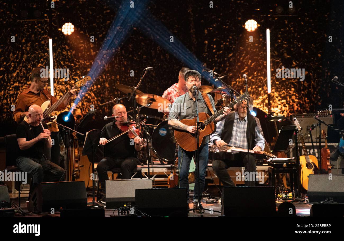 Glasgow Schottland. 2. Februar 2025. Niall McCabe, irischer Singer ...