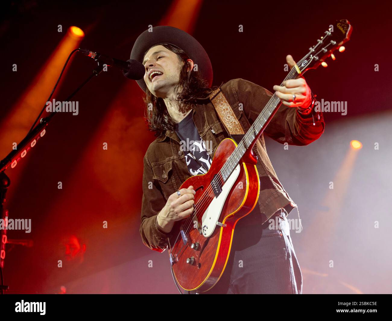 Edinburgh, Großbritannien. Februar 2025. James Bay performt Live in der ...