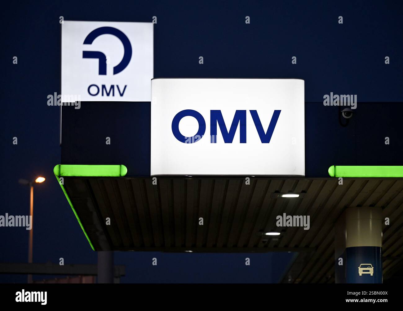 Das OMV-Logo an einer Tankstelle, fotografiert am Donnerstag, 30 ...