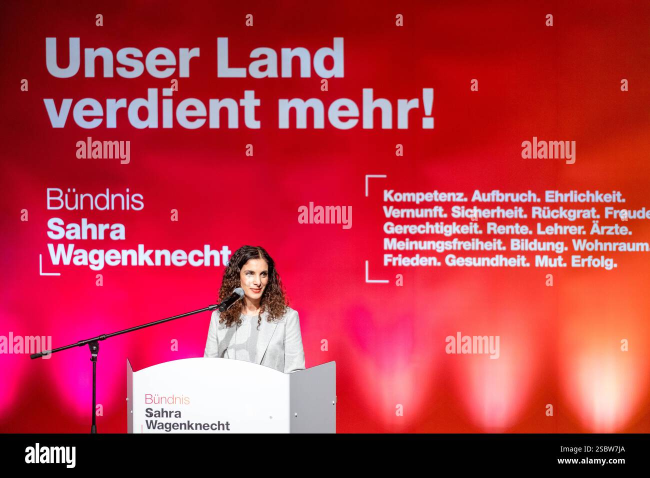 Stuttgart, Baden-Württemberg, Deutschland - 4. Februar 2025: Jessica ...