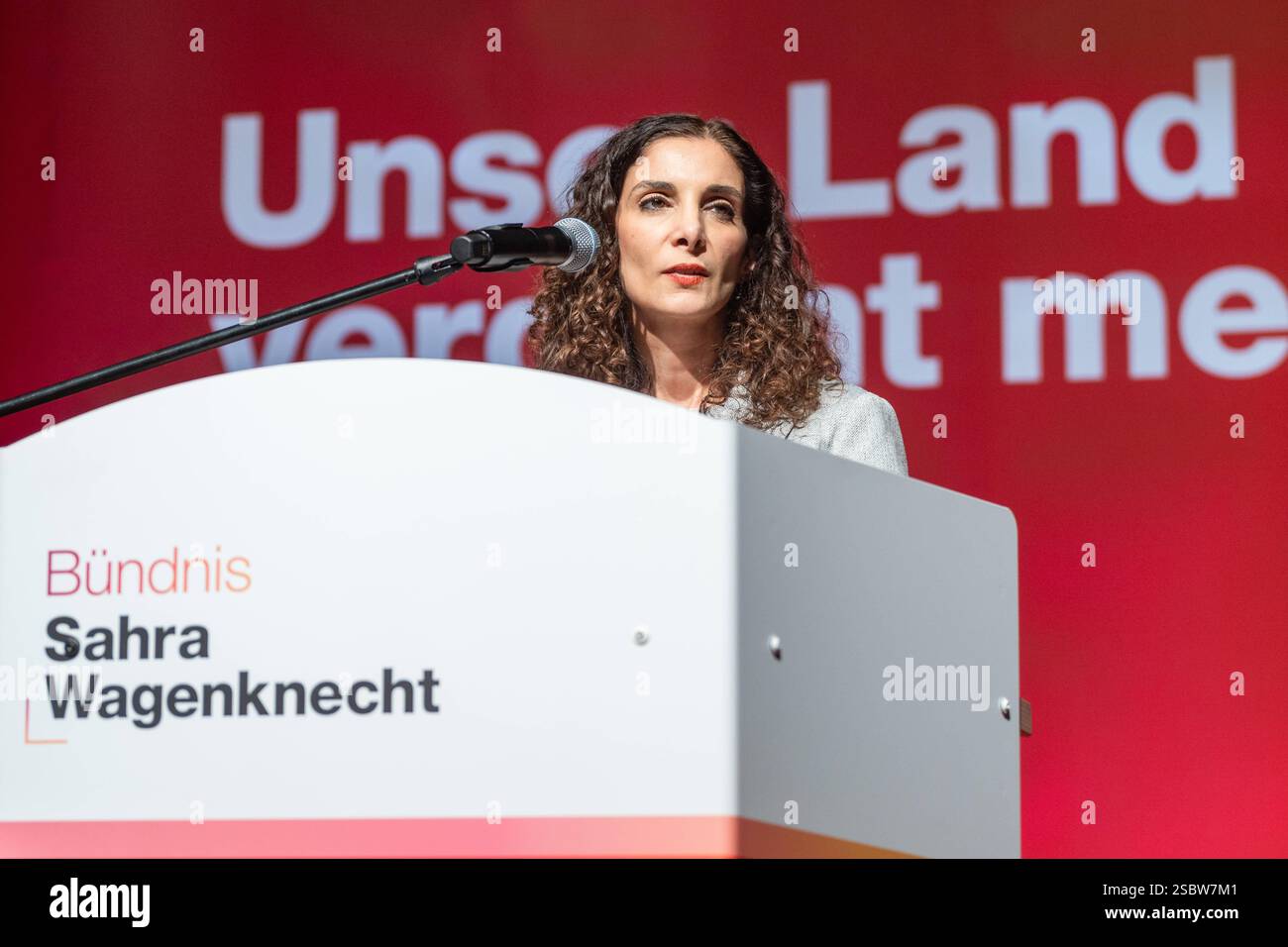 Stuttgart, Baden-Württemberg, Deutschland - 4. Februar 2025: Jessica ...