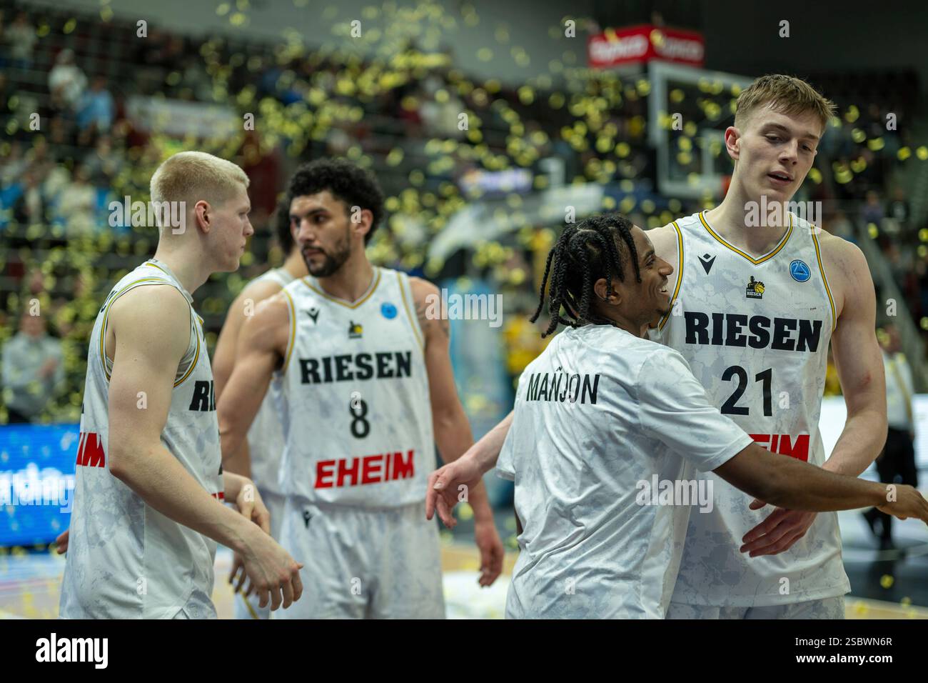 Ludwigsburg, Deutschland. Februar 2025. Jubel nach dem Sieg der Riesen ...